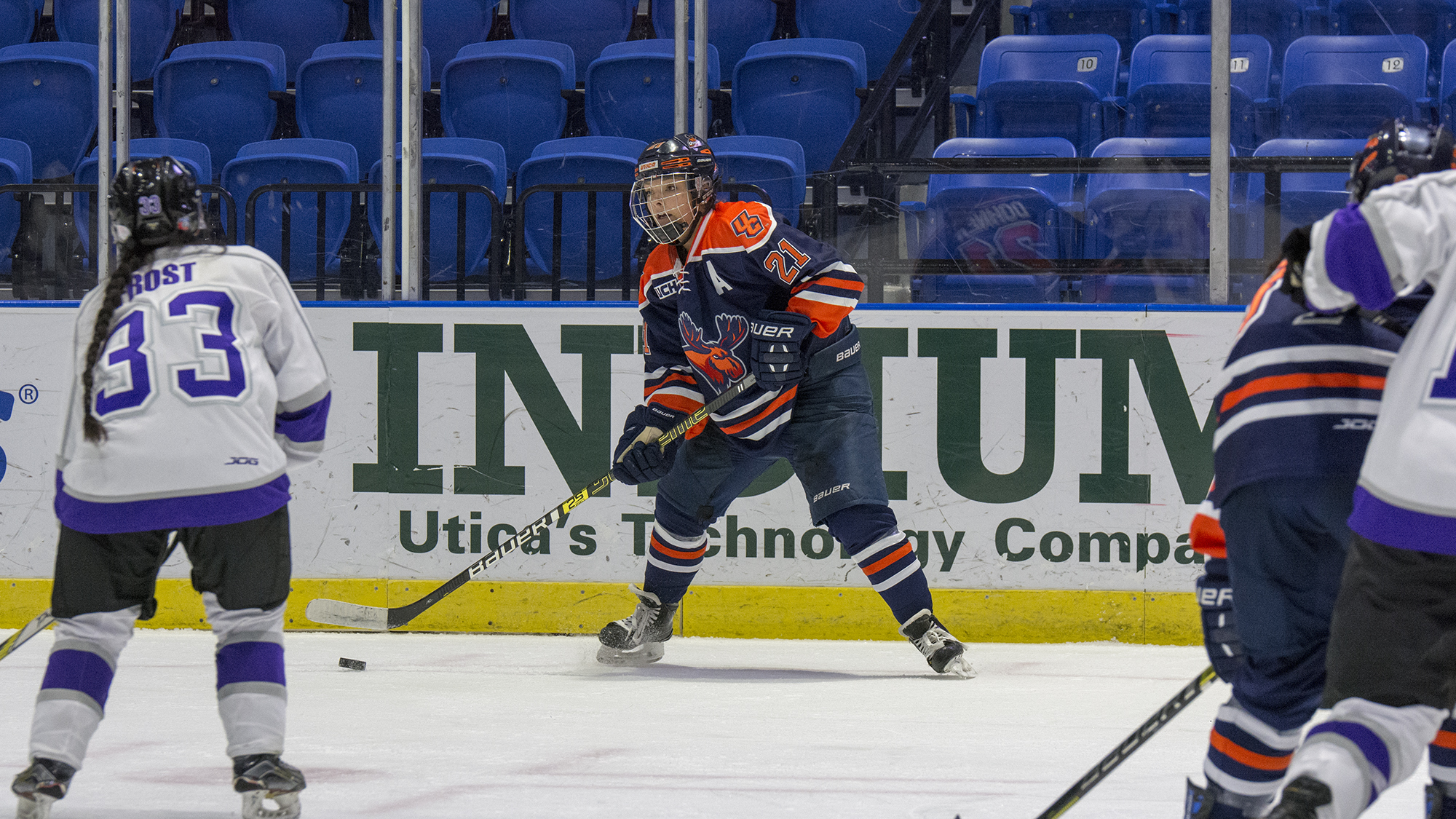 Elizabeth Dohner - Women's Ice Hockey - Utica University Athletics