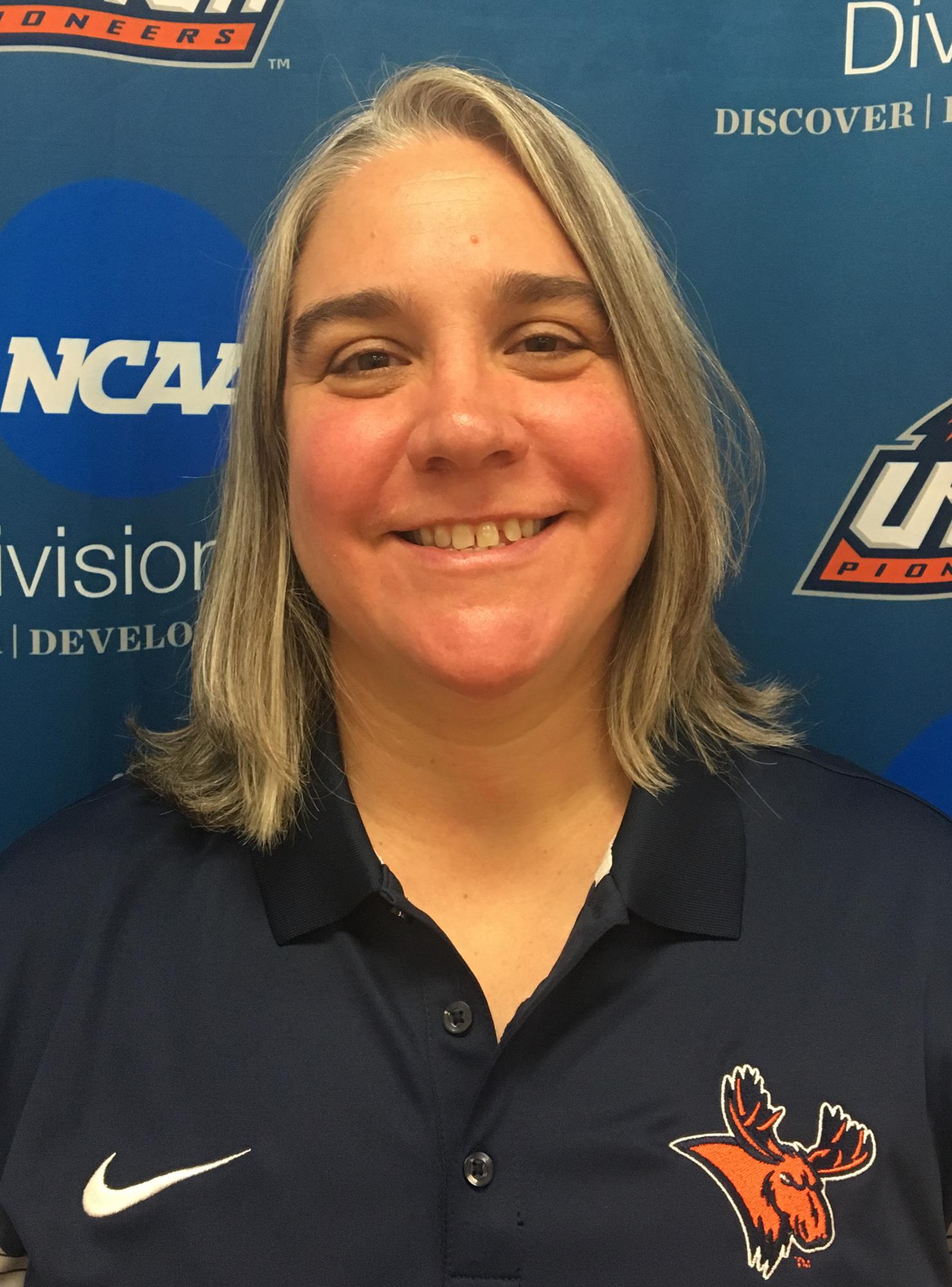 Alissa Tuthill - Women's Basketball Coach - Utica University Athletics