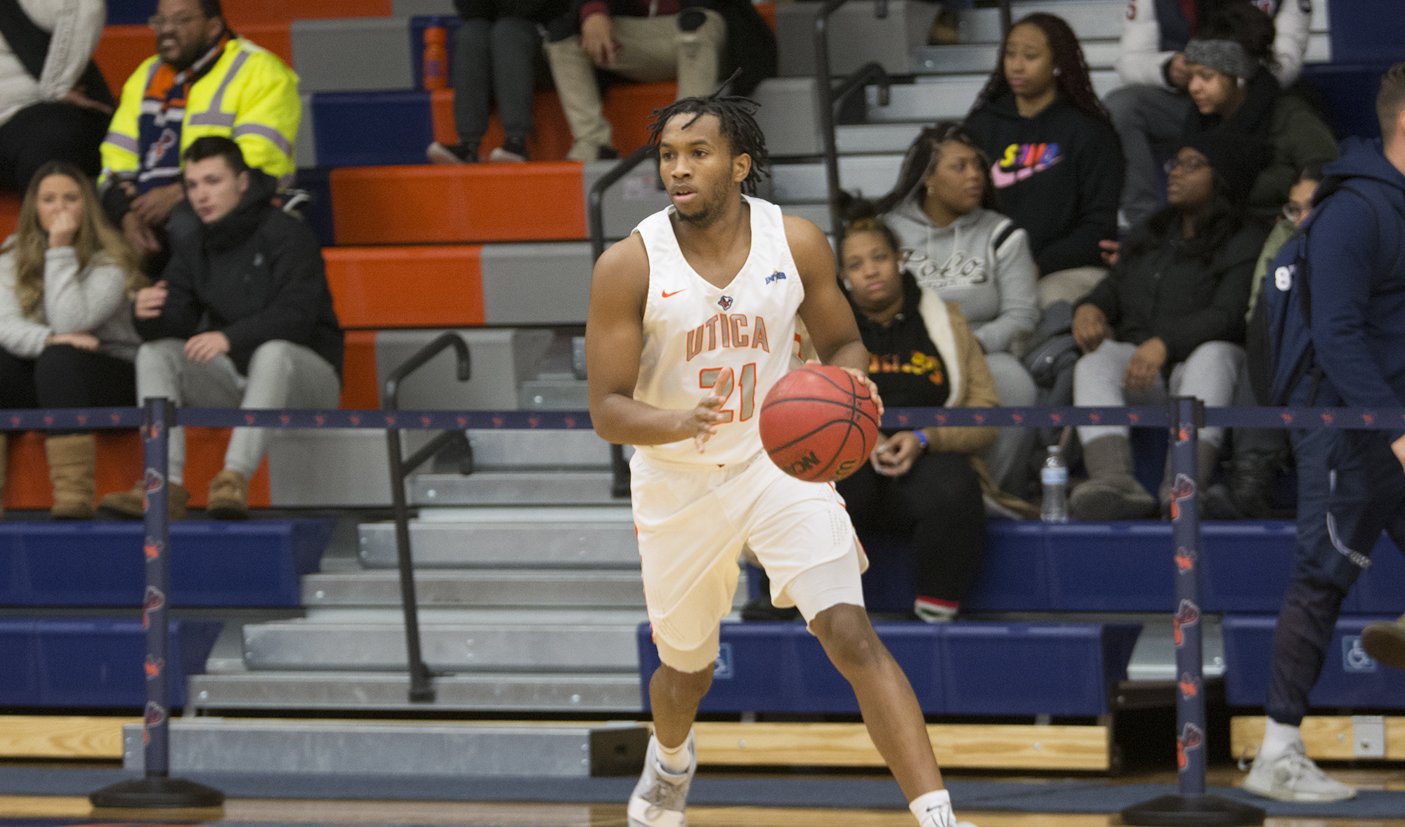 Justin Mayers - Men's Basketball - Utica University Athletics