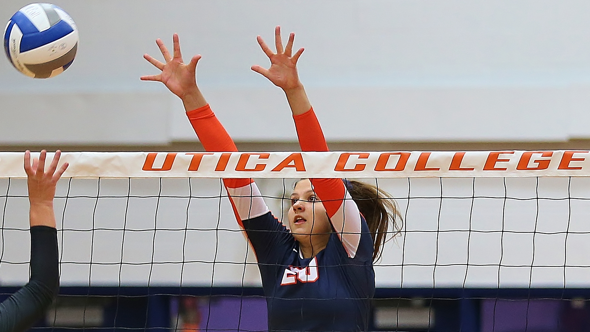 Alicja Swiechowska - Women's Volleyball - Utica University Athletics