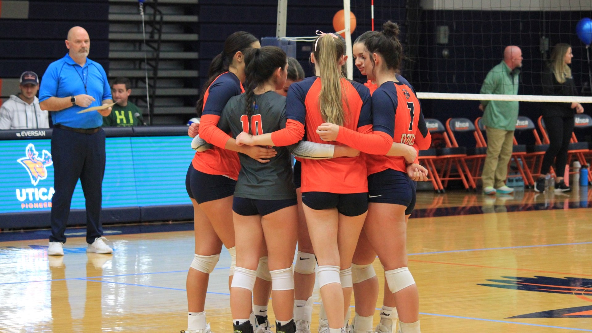 Volleyball Drops Match Against Hartwick - Utica University Athletics