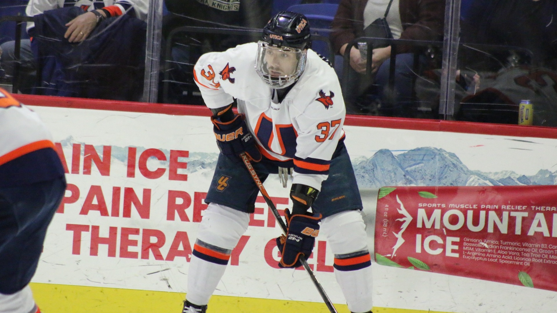 Make it 13; No. 1 Men's Hockey Moves to 13-0 in UCHC Action Following ...