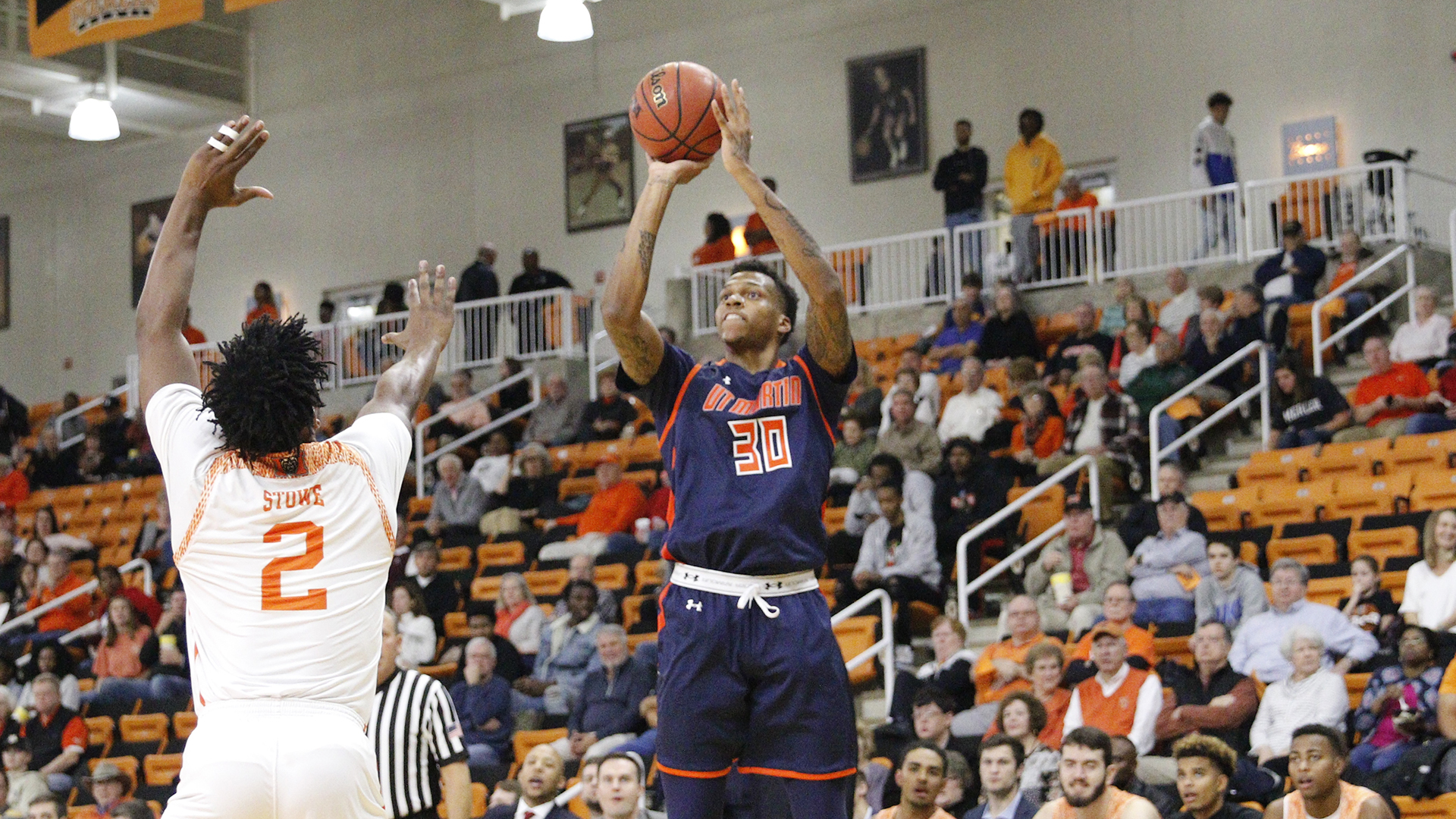 Jailen Gill - Men's Basketball - UTM Athletics