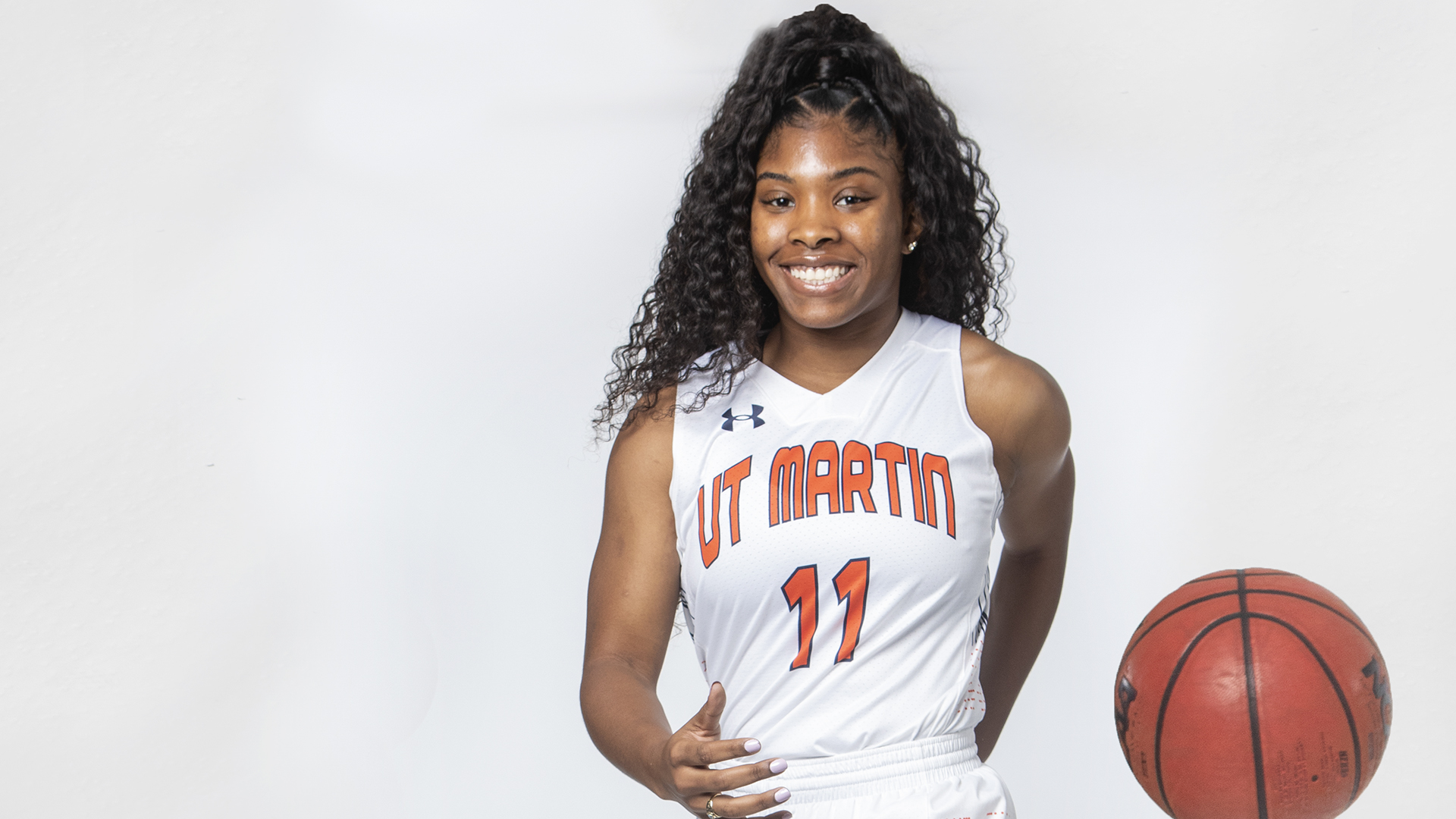 Dasia Young - Women's Basketball - UTM Athletics