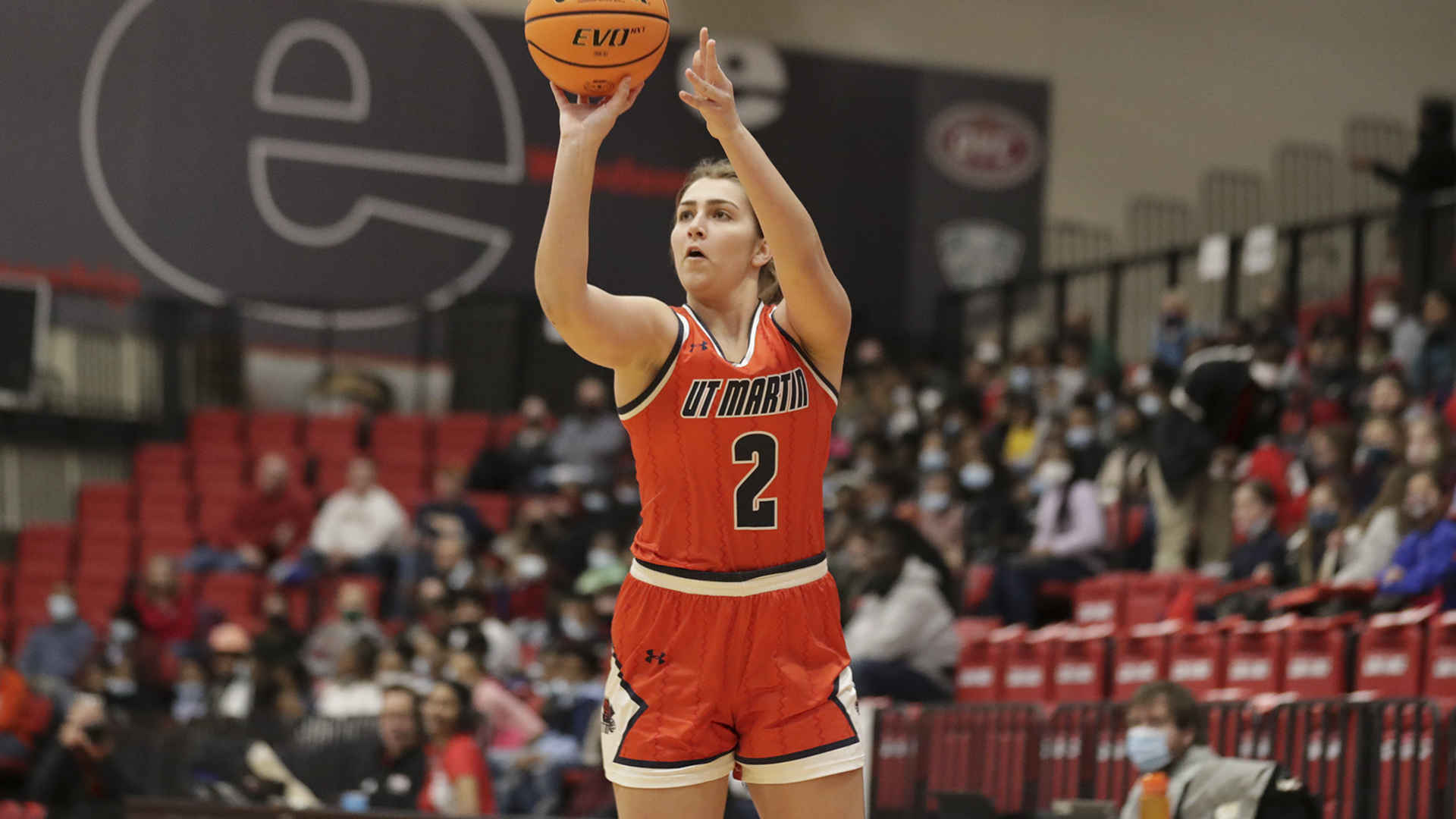 Ella Thompson - Women's Basketball - UTM Athletics