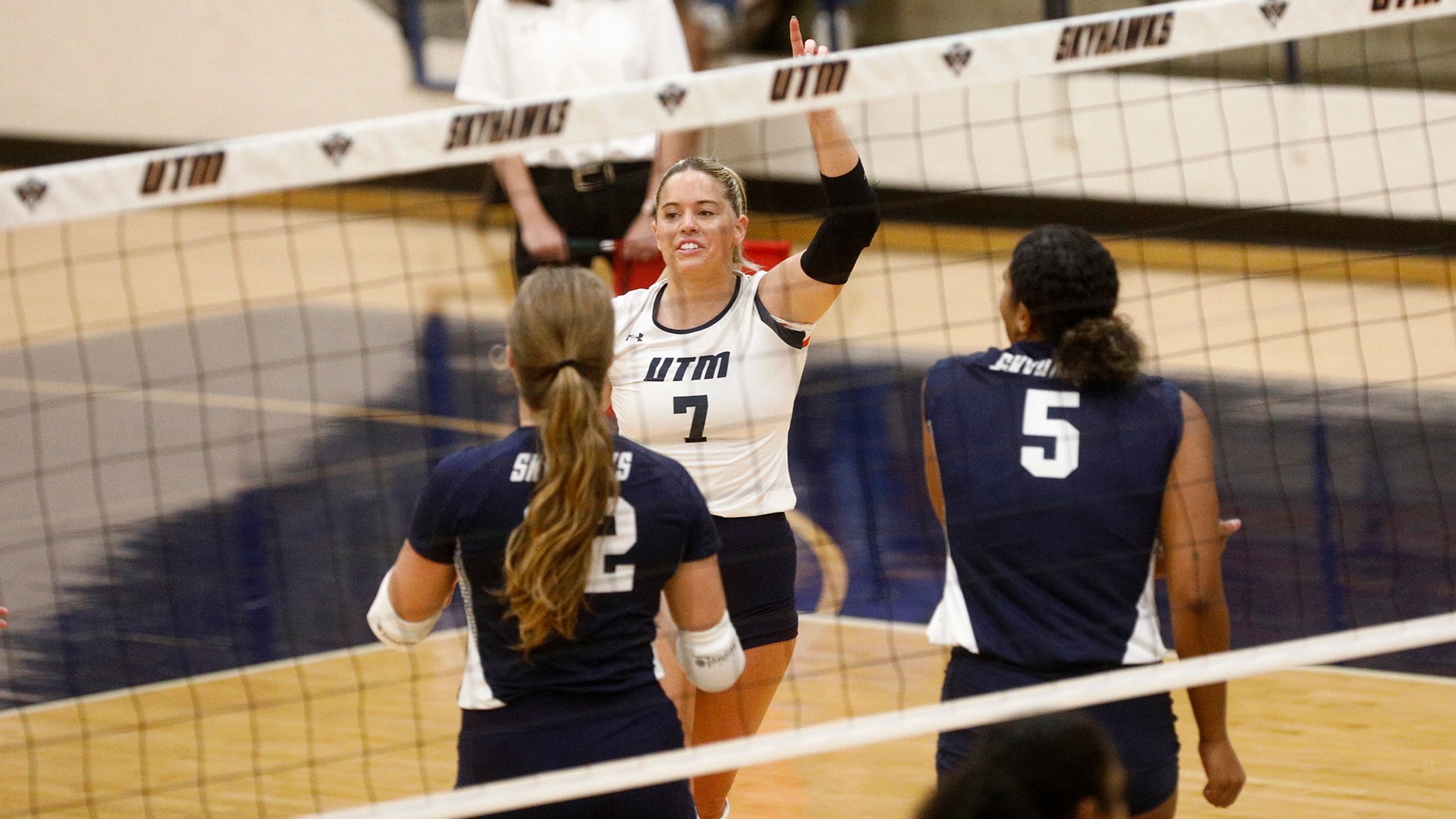 Kayla Carrell - Volleyball - UTM Athletics