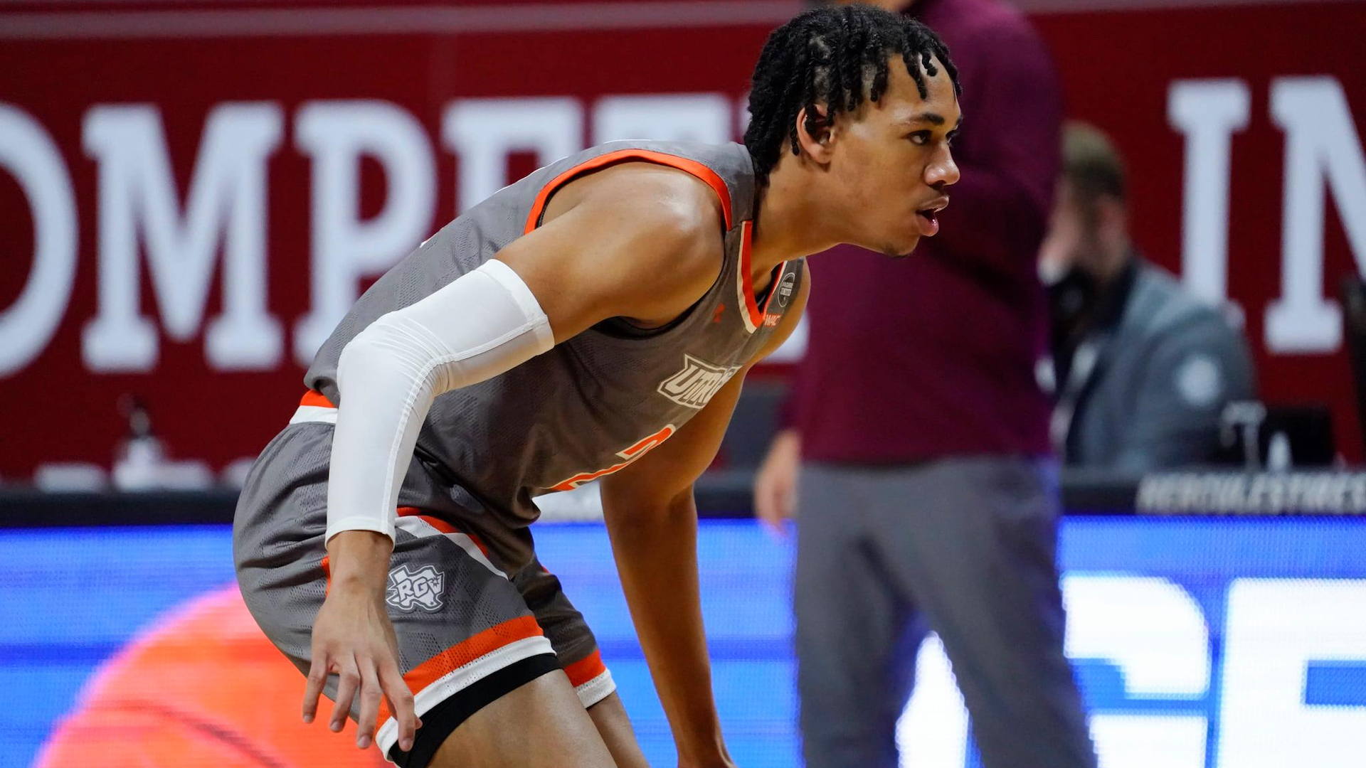 Quinton Johnson II - 2021-22 - Men's Basketball - UTRGV Athletics