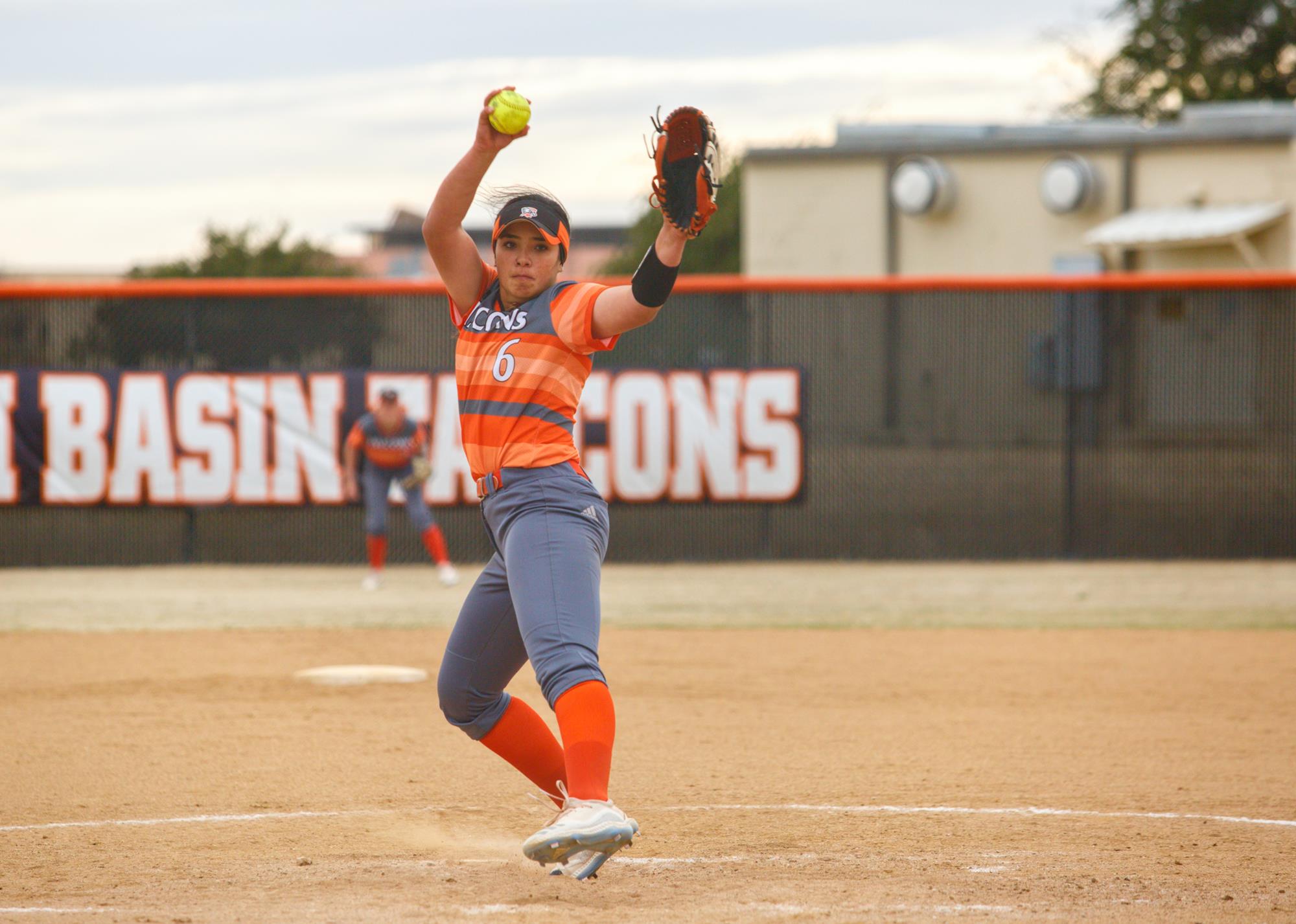 Salinas Dominates Mustangs on Mound in Doubleheader Sweep - UTPB Athletics