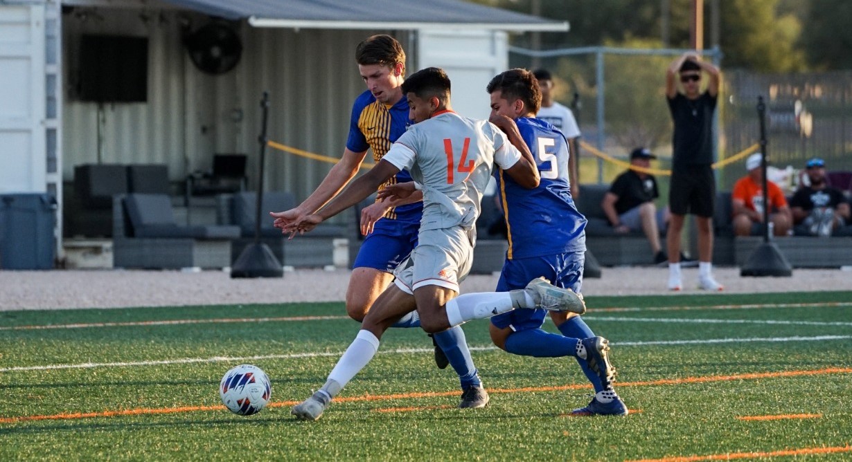 Gabriel Nevarez - Men's Soccer - UTPB Athletics