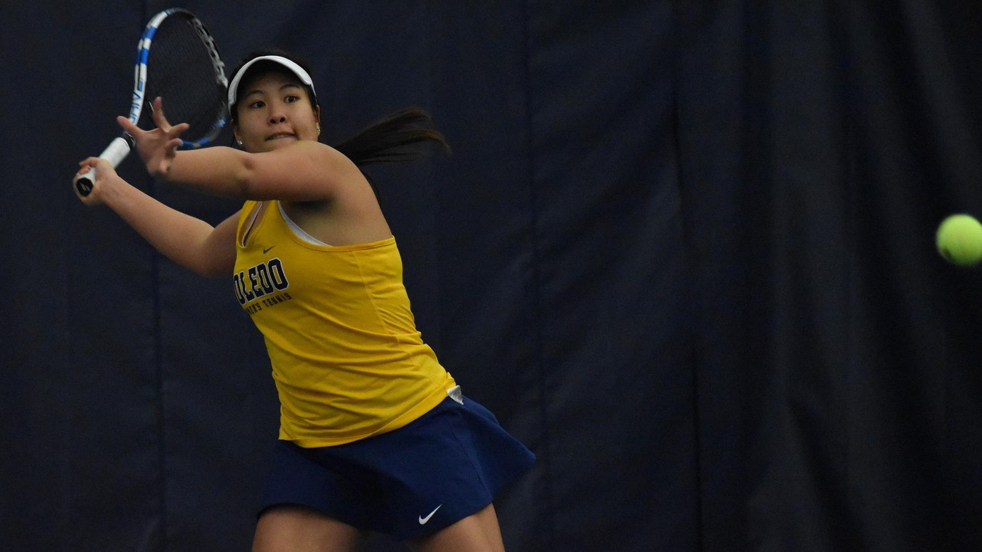 Dee Dee Leenabanchong - Women's Tennis - University of Toledo Athletics