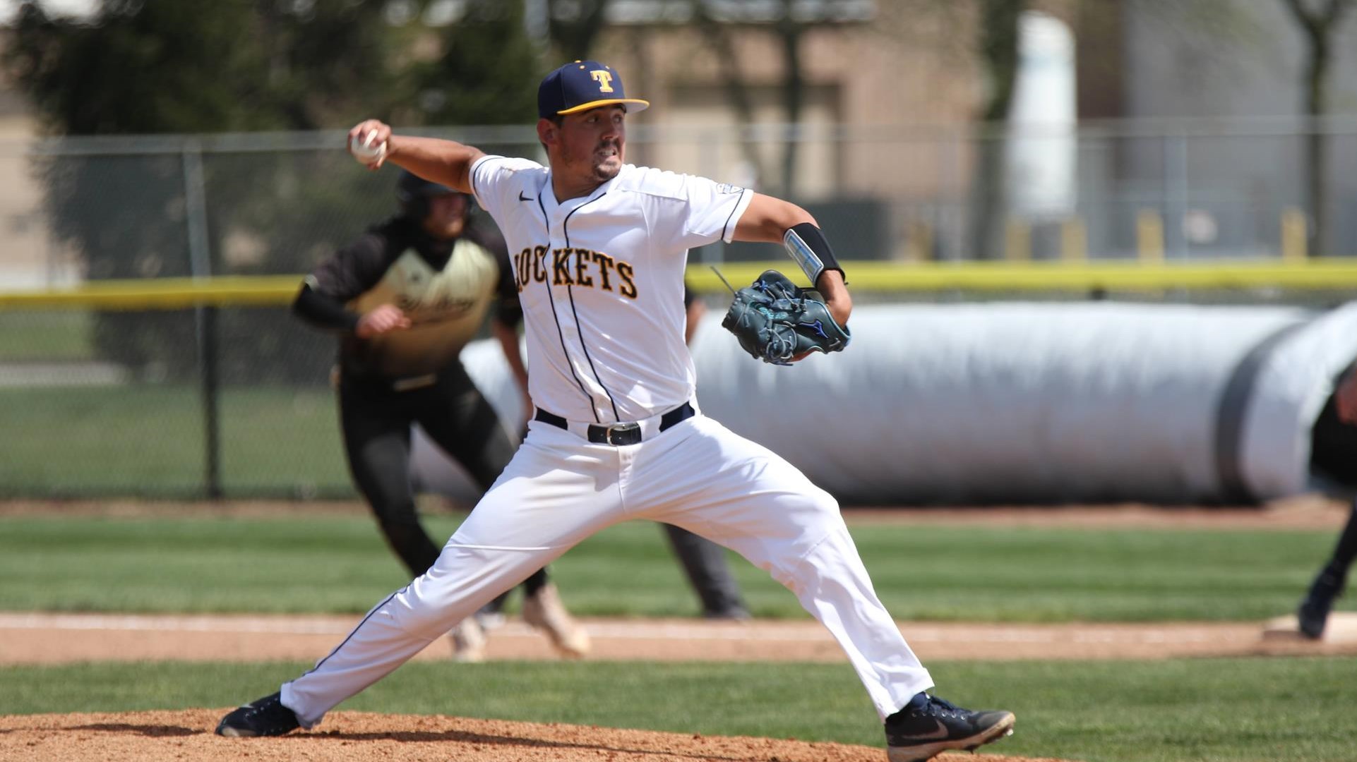 Toledo Takes Down Western Michigan, 16-9 - University of Toledo Athletics