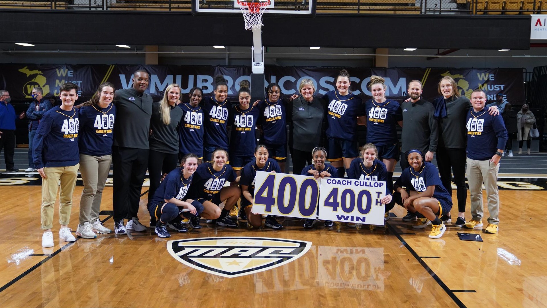 Tricia Cullop Records 400th Career Win with 76-67 Victory at WMU ...