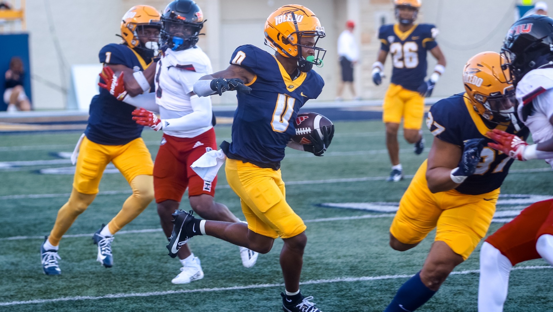 Jacquez Stuart - Football - University of Toledo Athletics