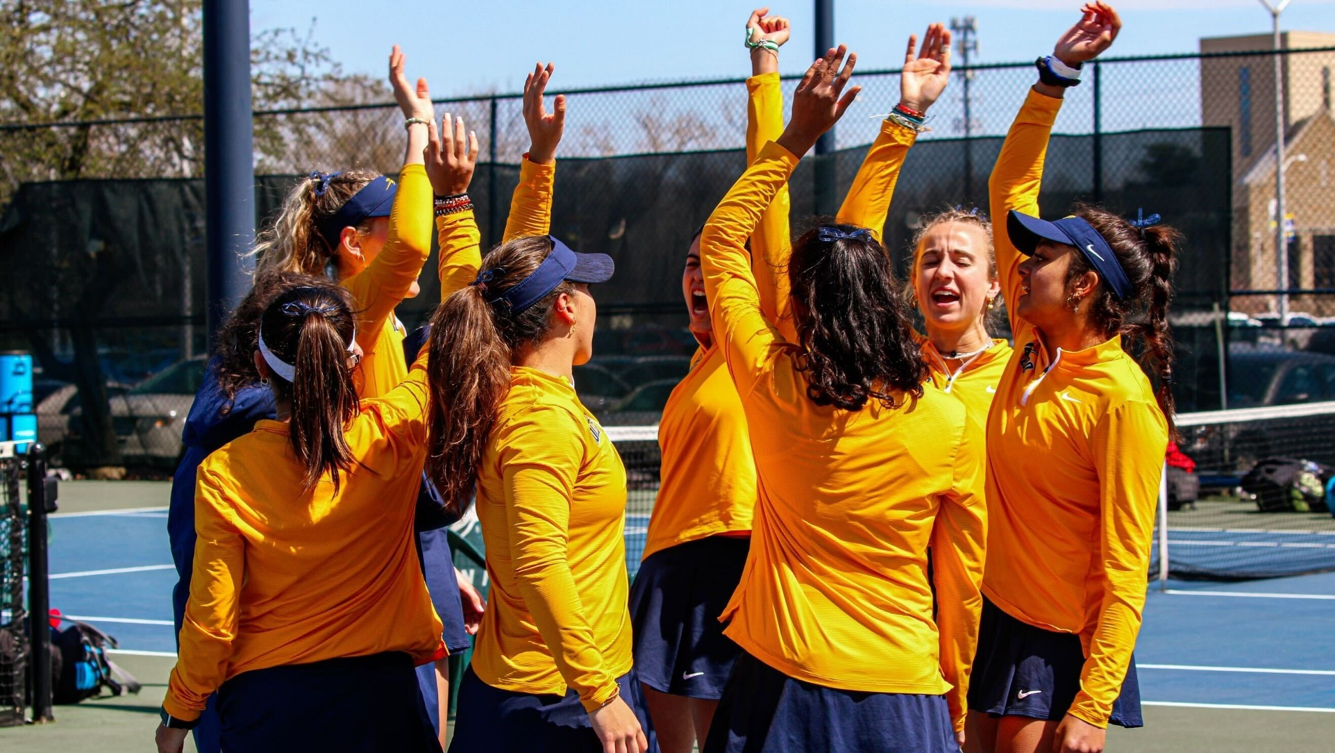 Rockets Clinch Outright MAC Title With Win Over Bowling Green in ...