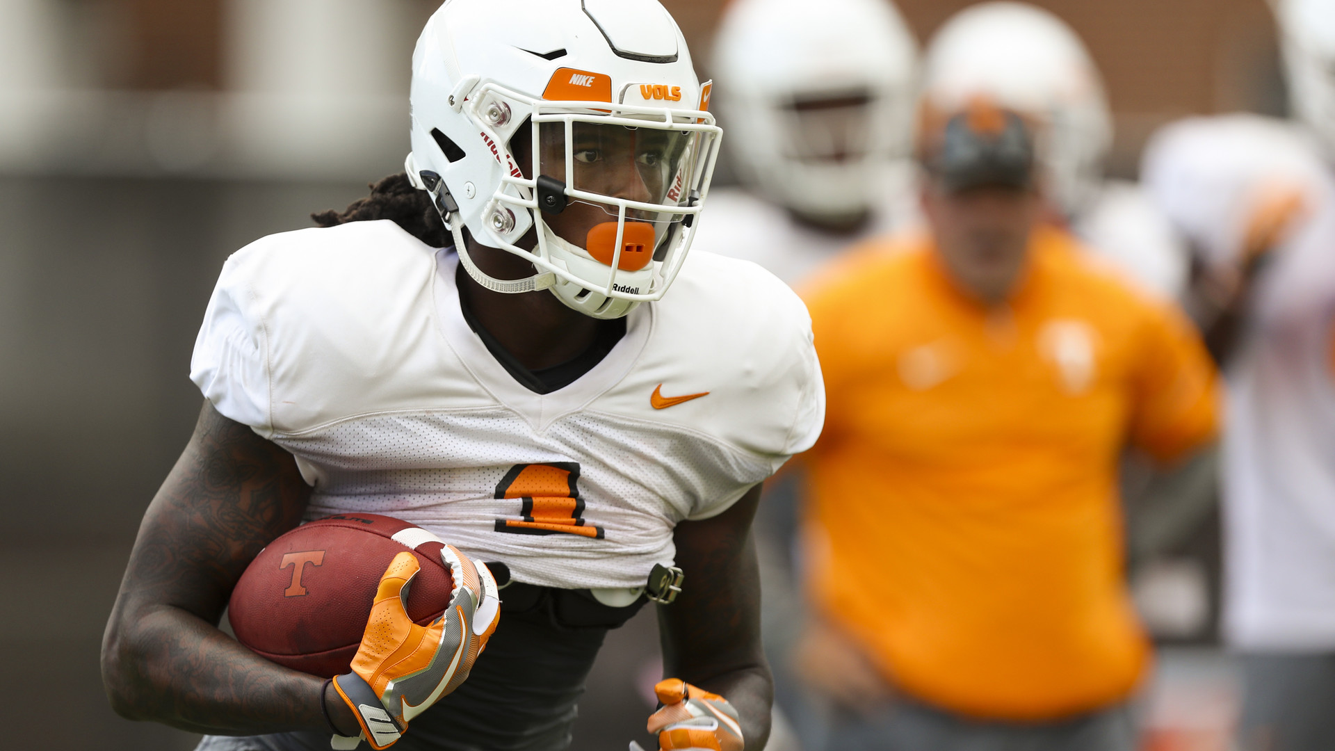 Marquez Callaway - Football - University of Tennessee Athletics