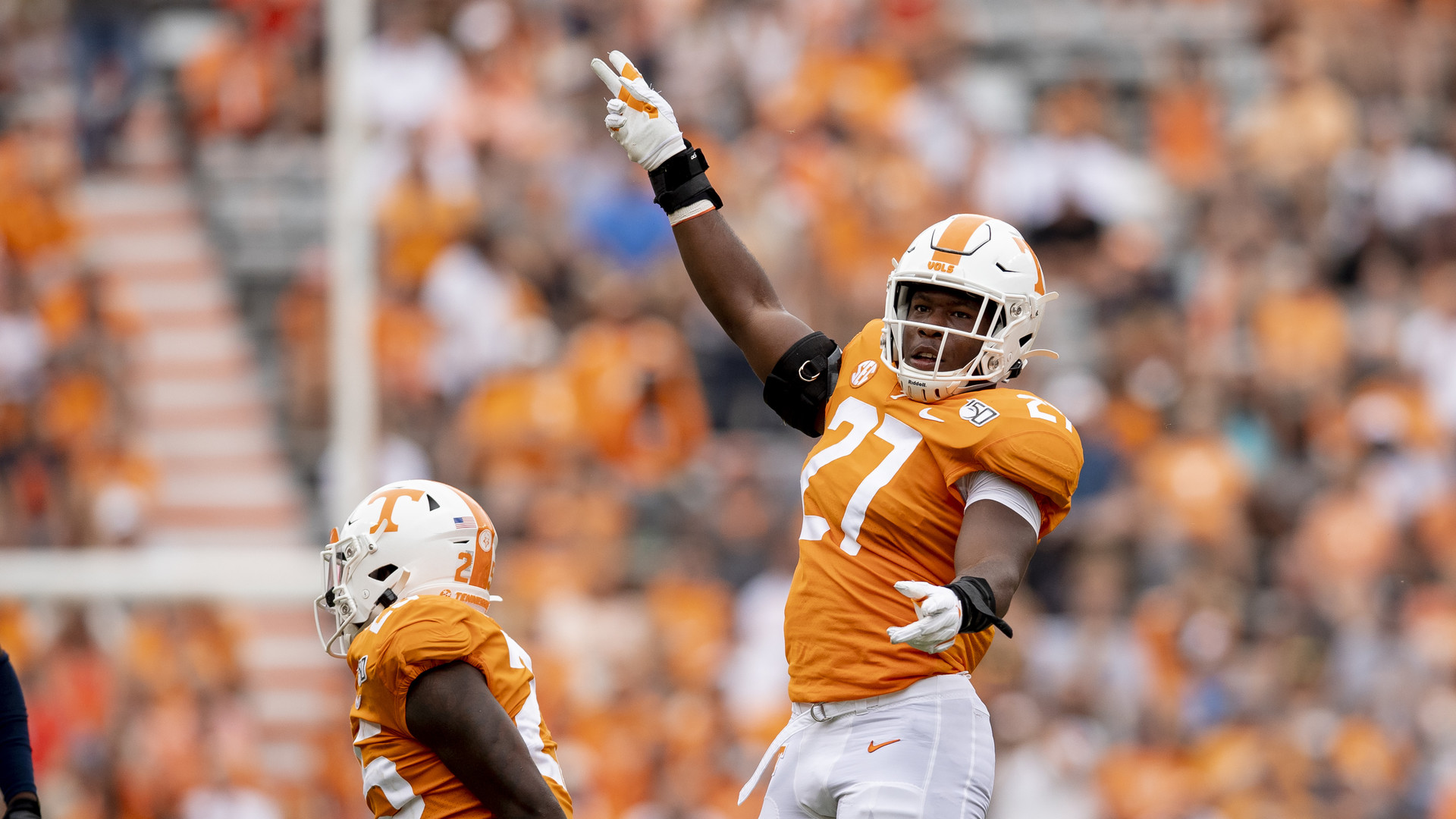 Quavaris Crouch - Football - University of Tennessee Athletics