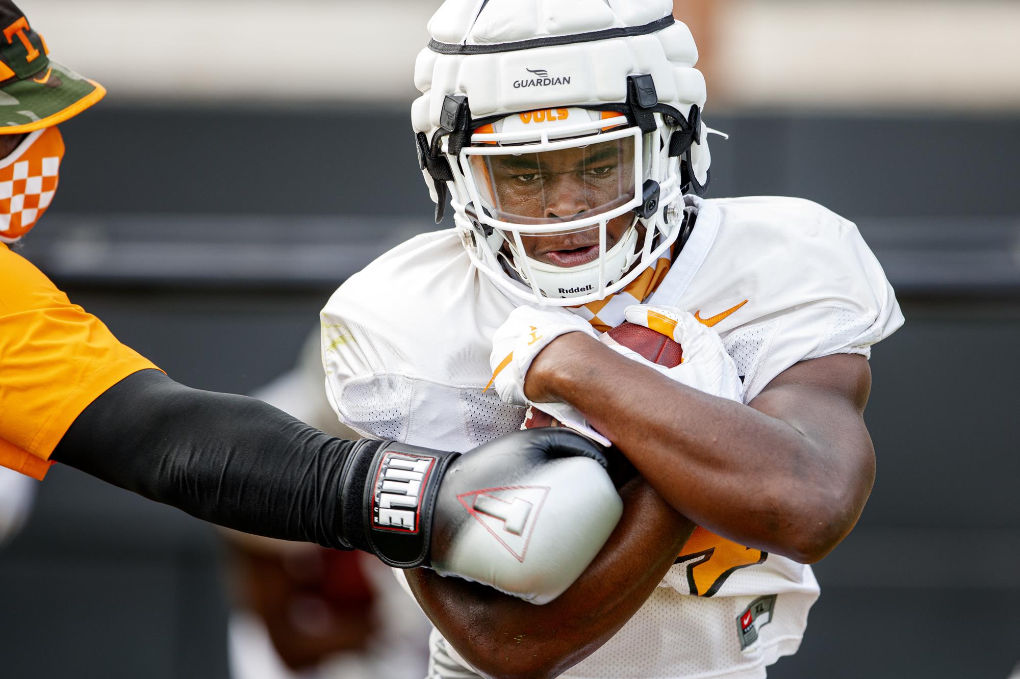 Tee Hodge - Football - University of Tennessee Athletics