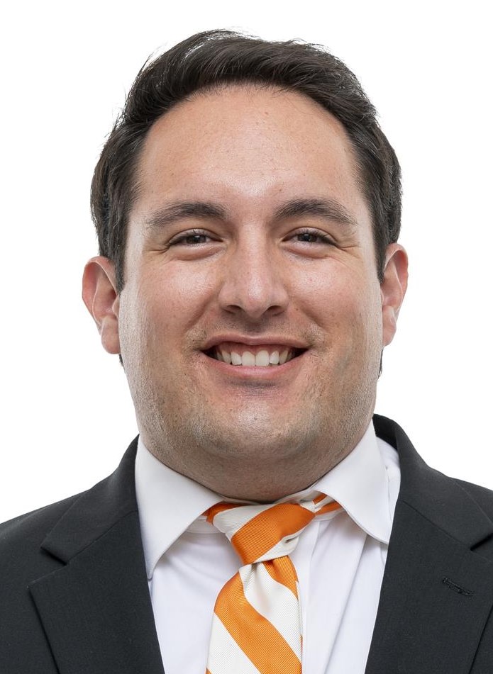 Alex Medina - Assistant Director of Sports Medicine - Football ...