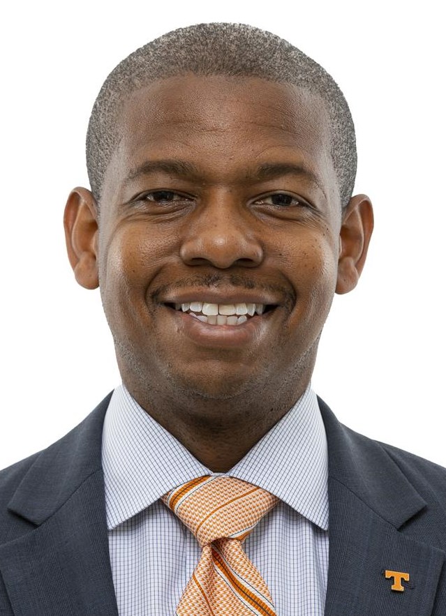 Justin Gainey - Men's Basketball Coach - University of Tennessee Athletics