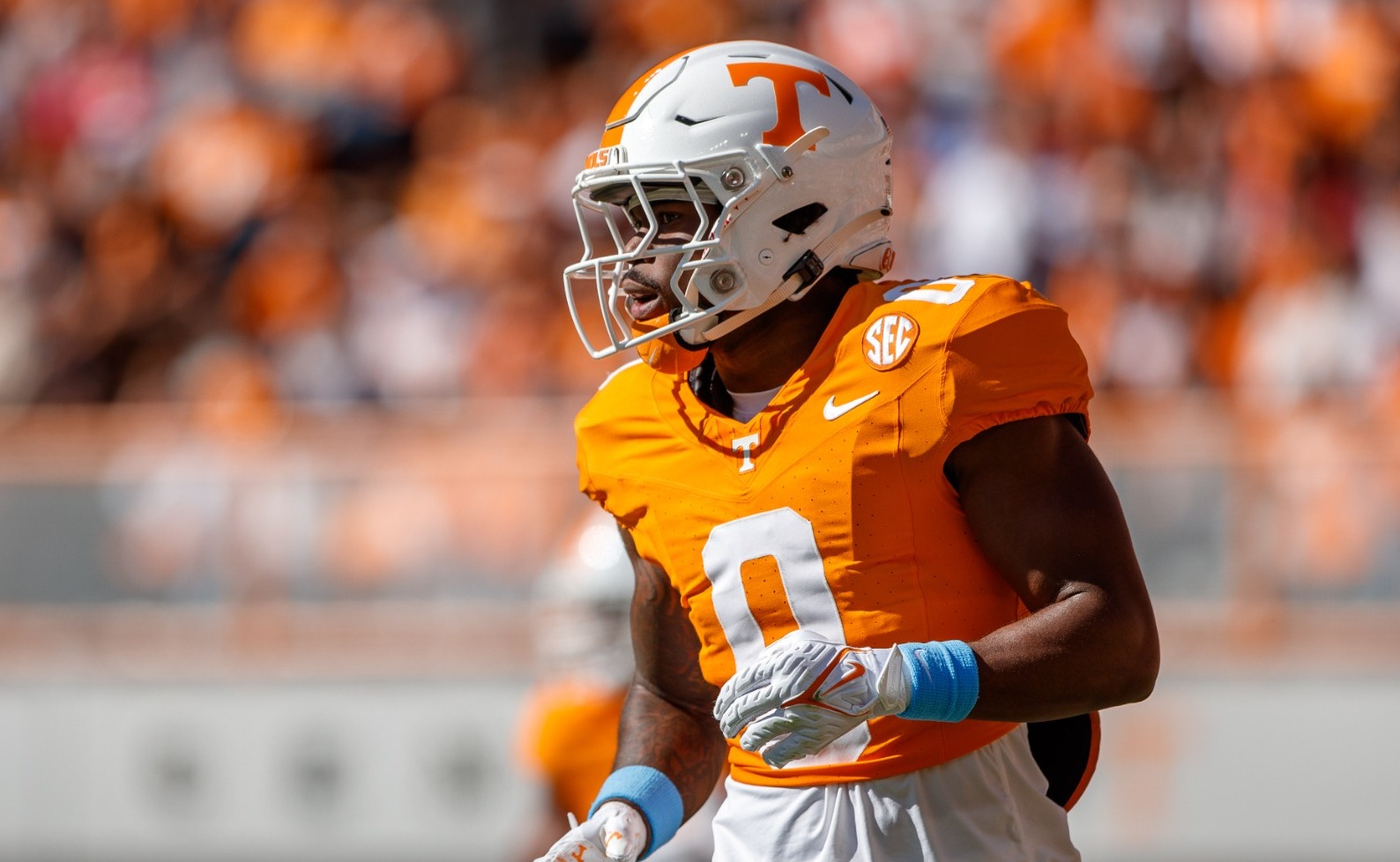 Doneiko Slaughter - Football - University of Tennessee Athletics