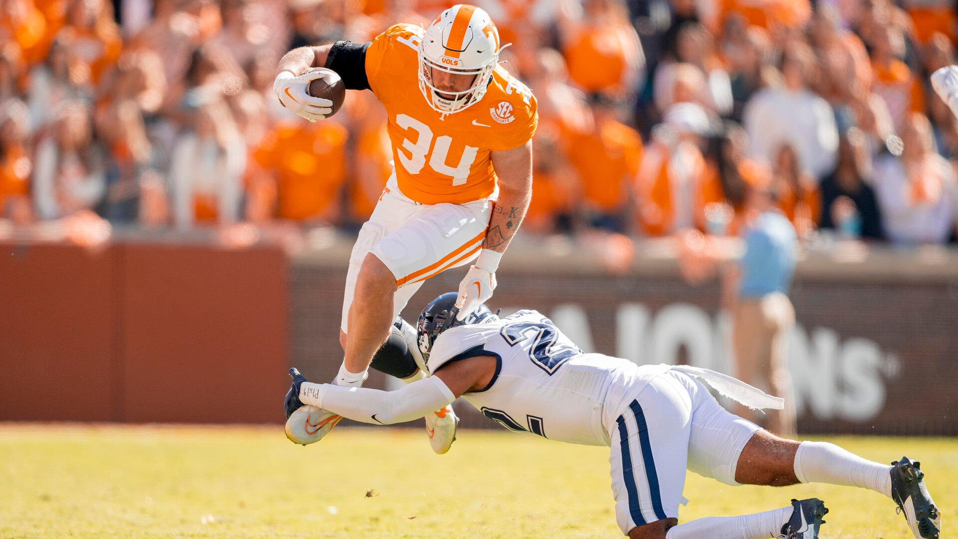 McCallan Castles - Football - University of Tennessee Athletics