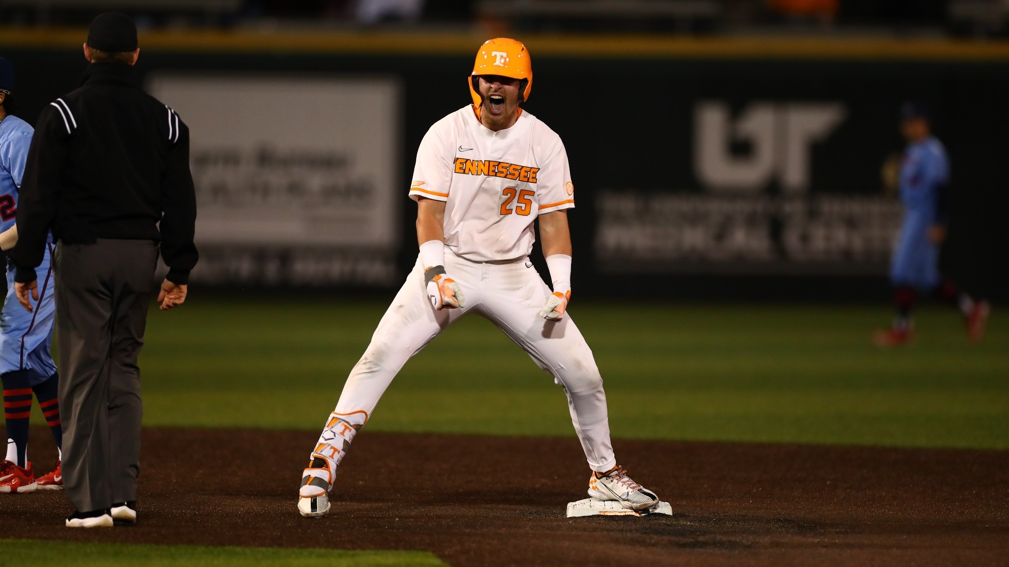 Blake Burke - Baseball - University of Tennessee Athletics