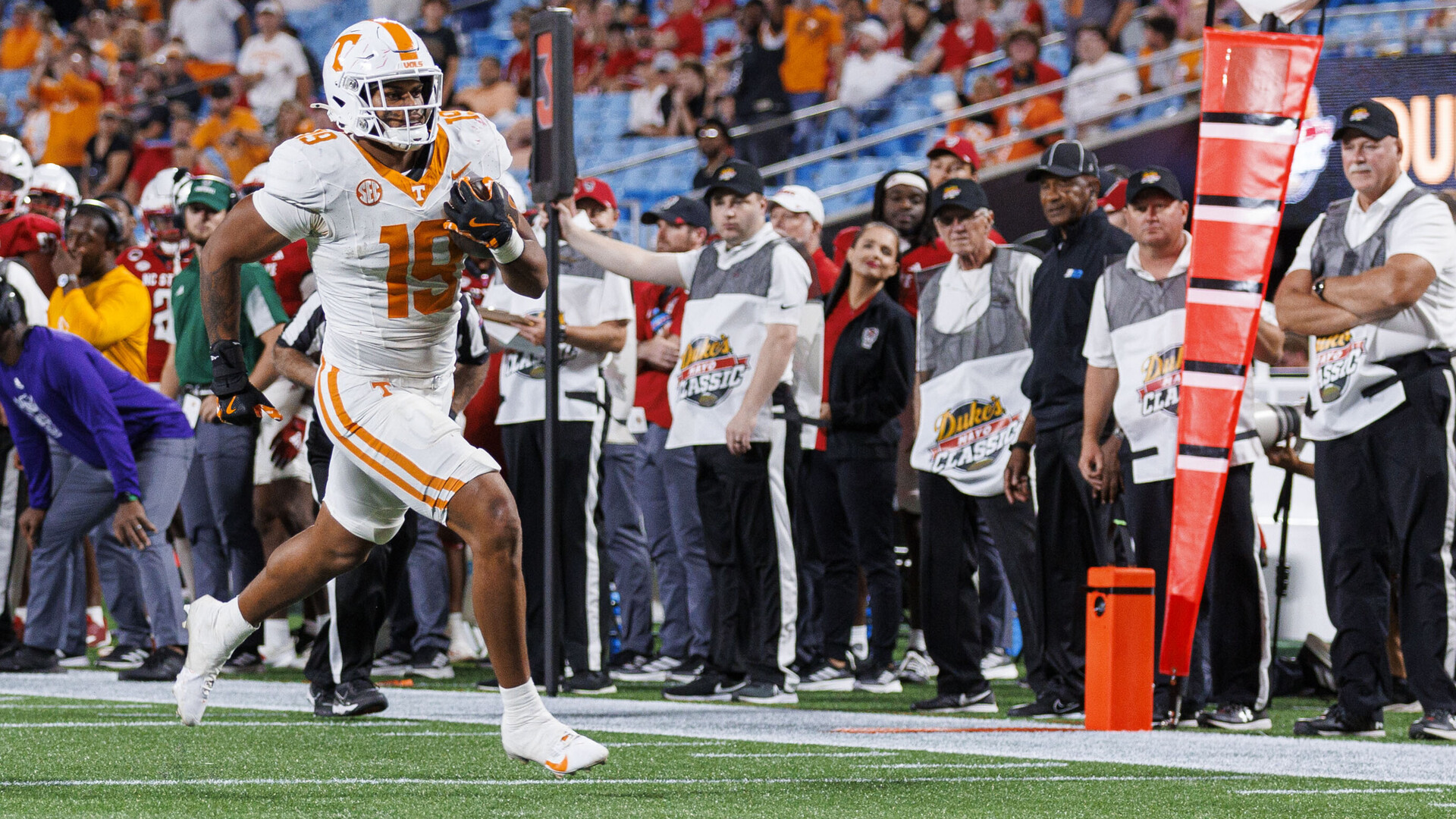 Holden Staes - Football - University of Tennessee Athletics