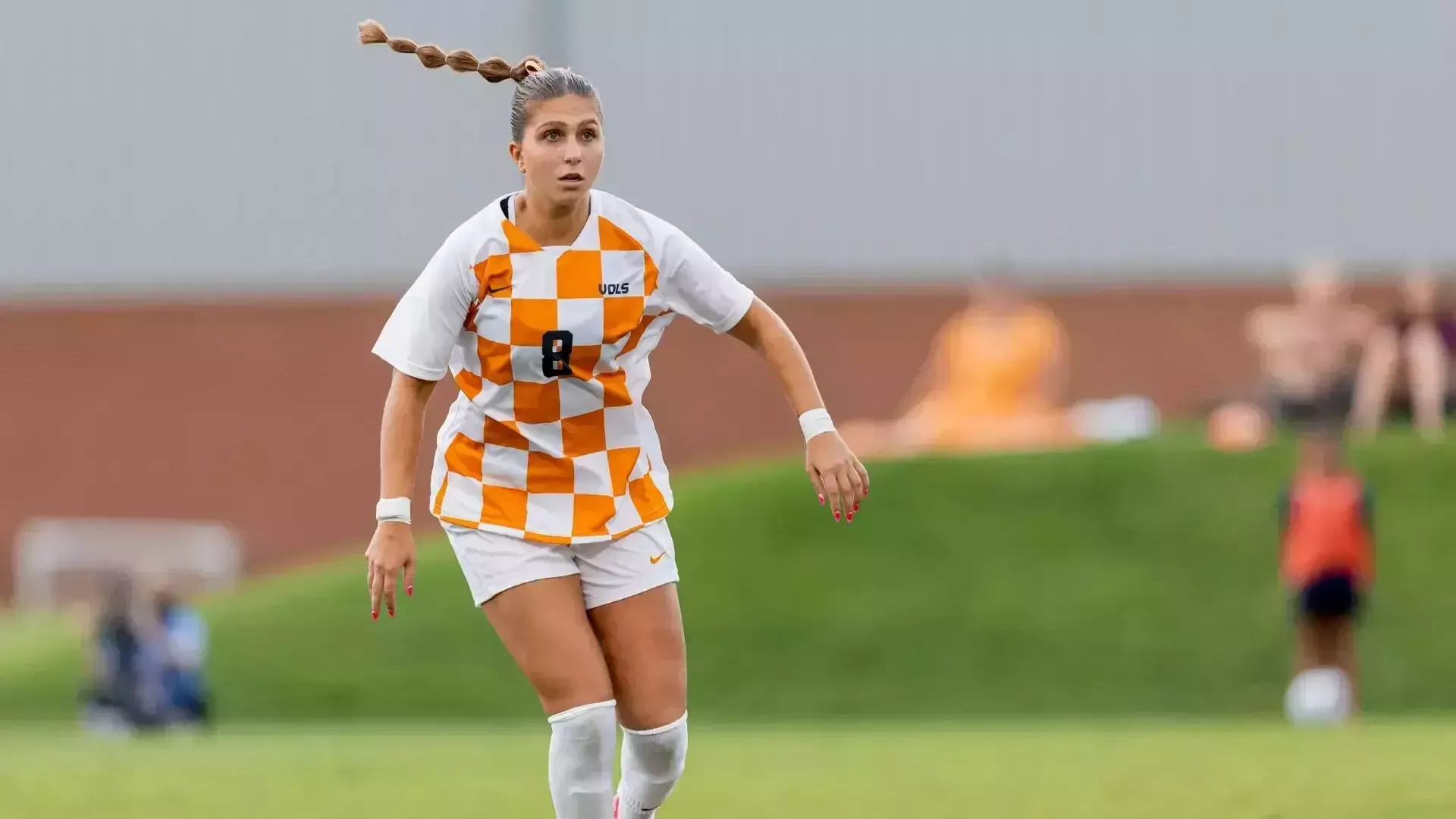 Luciana Latino - Soccer - University of Tennessee Athletics
