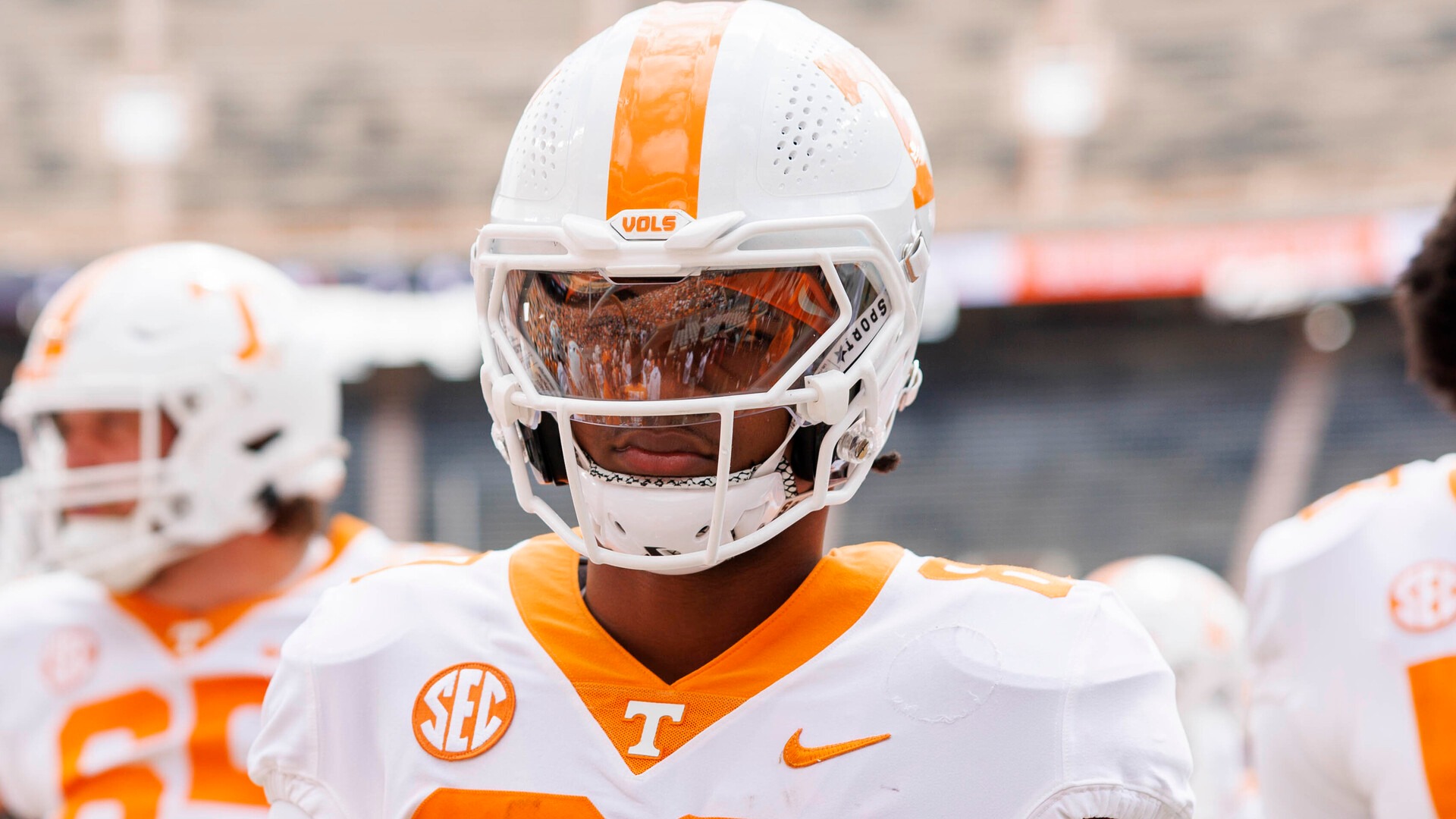 Travis Smith Jr. - Football - University of Tennessee Athletics