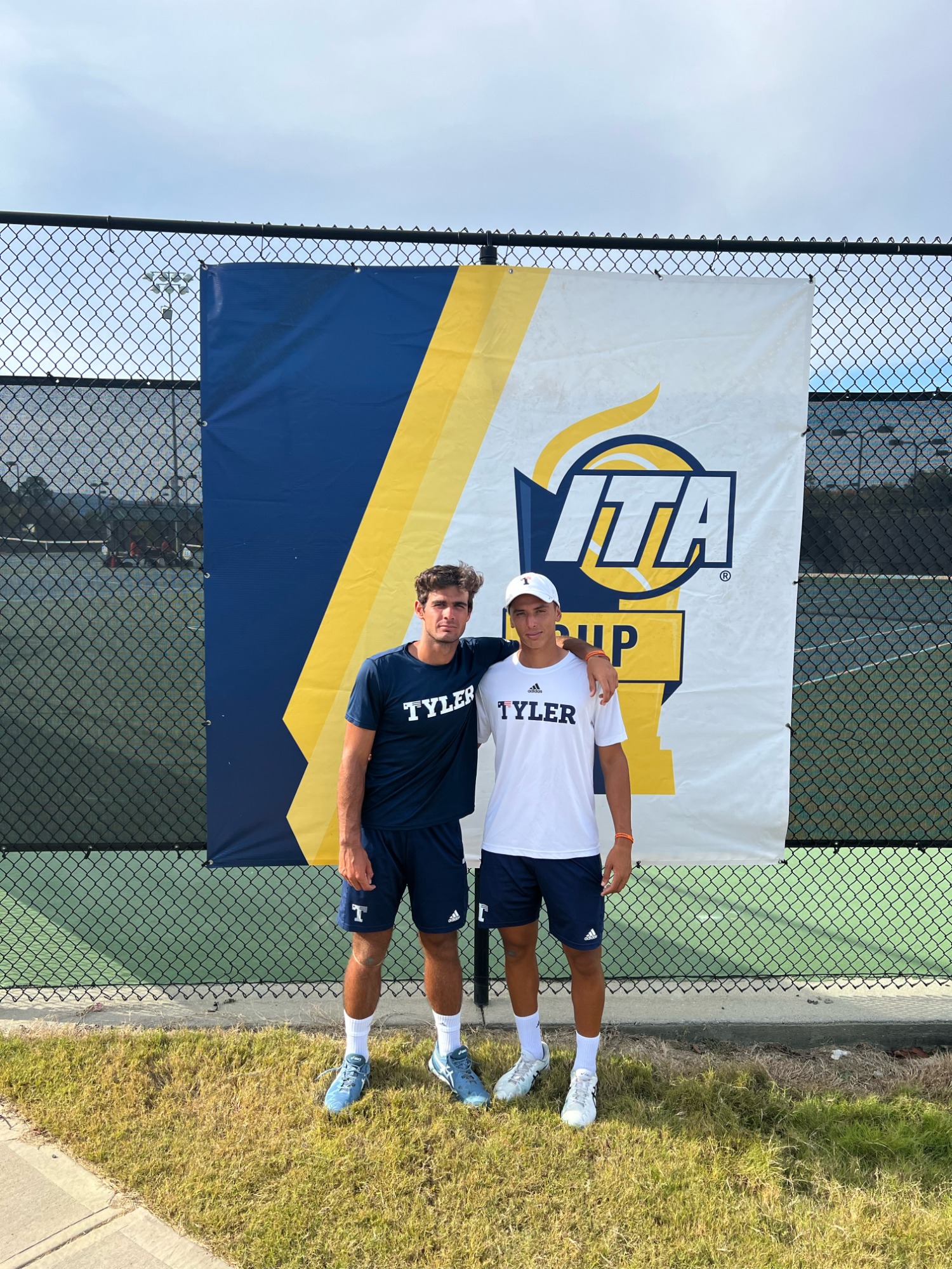 Bianchi and Fernandez Gil Wrap Up ITA Competition - University of Texas ...