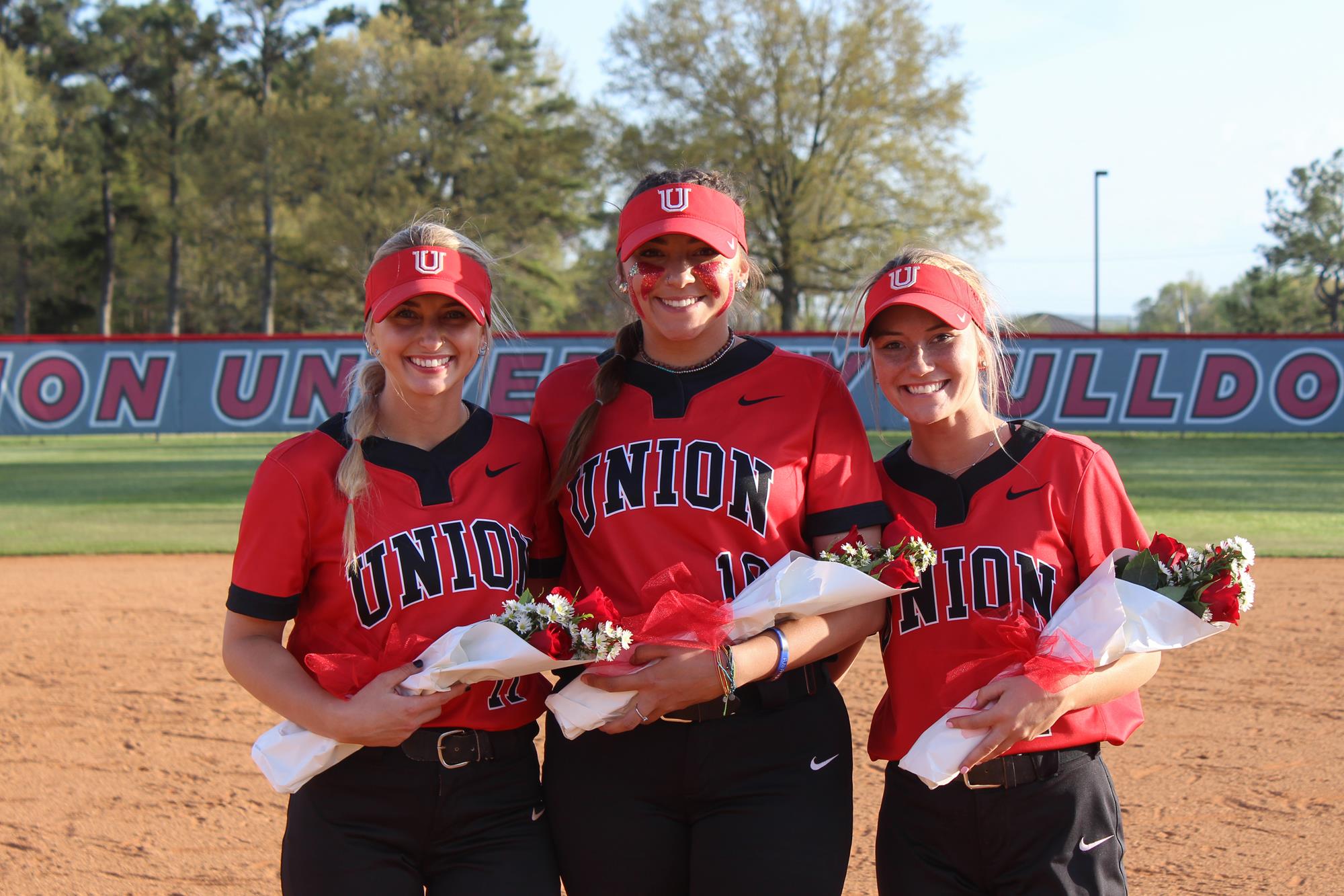 Union softball splits with West Alabama on senior day - Union ...
