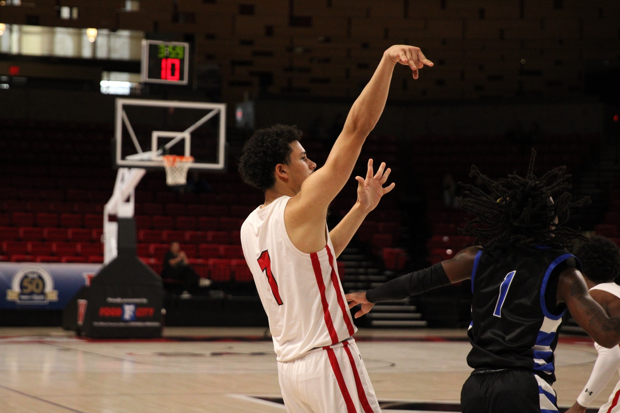 Carmelo Pacheco - 2023-24 - Men's Basketball - The University of ...