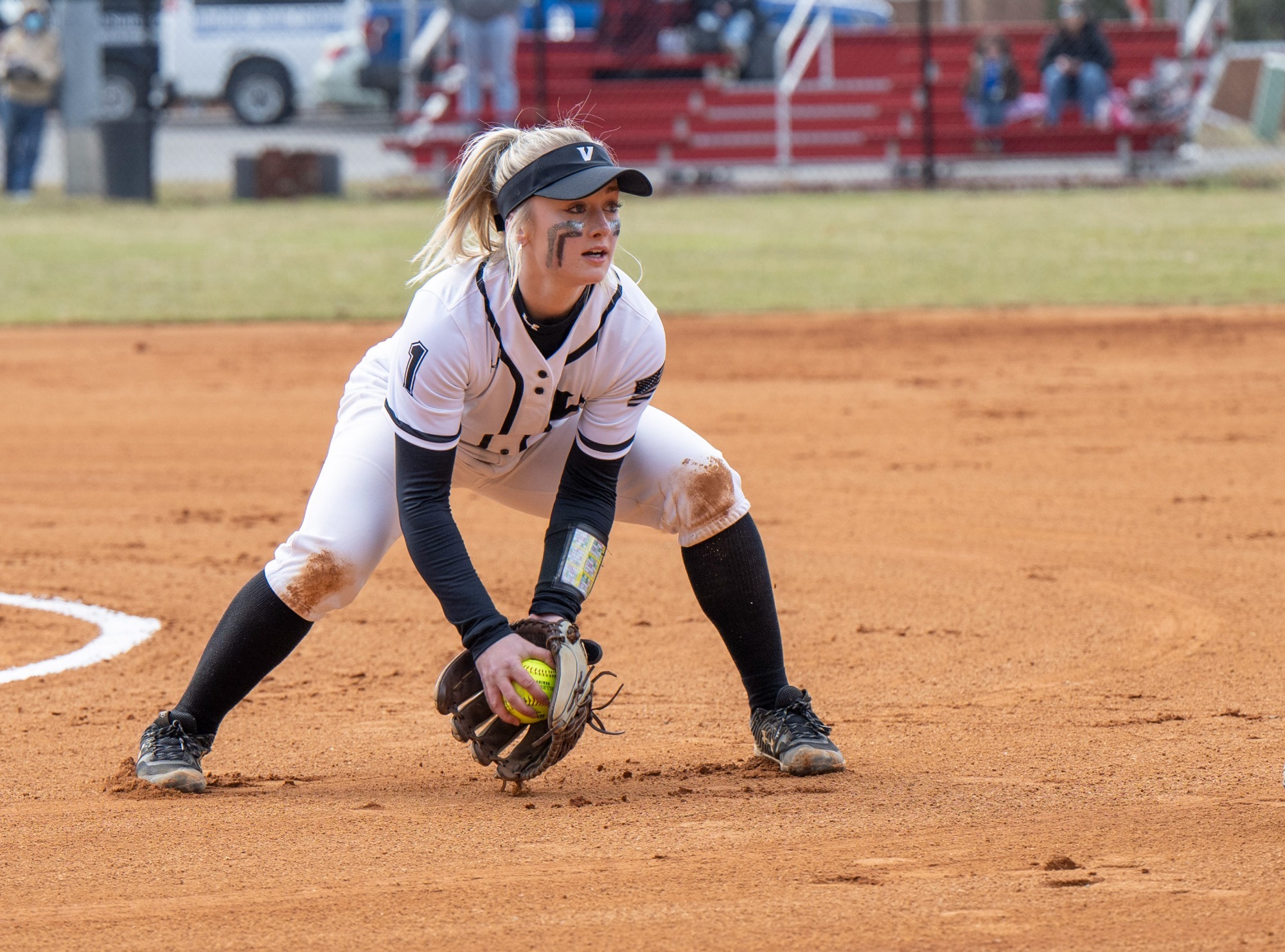 WARRIORS SWIPE TWO FROM CAVALIERS IN SEASON-OPENING DOUBLEHEADER - The ...