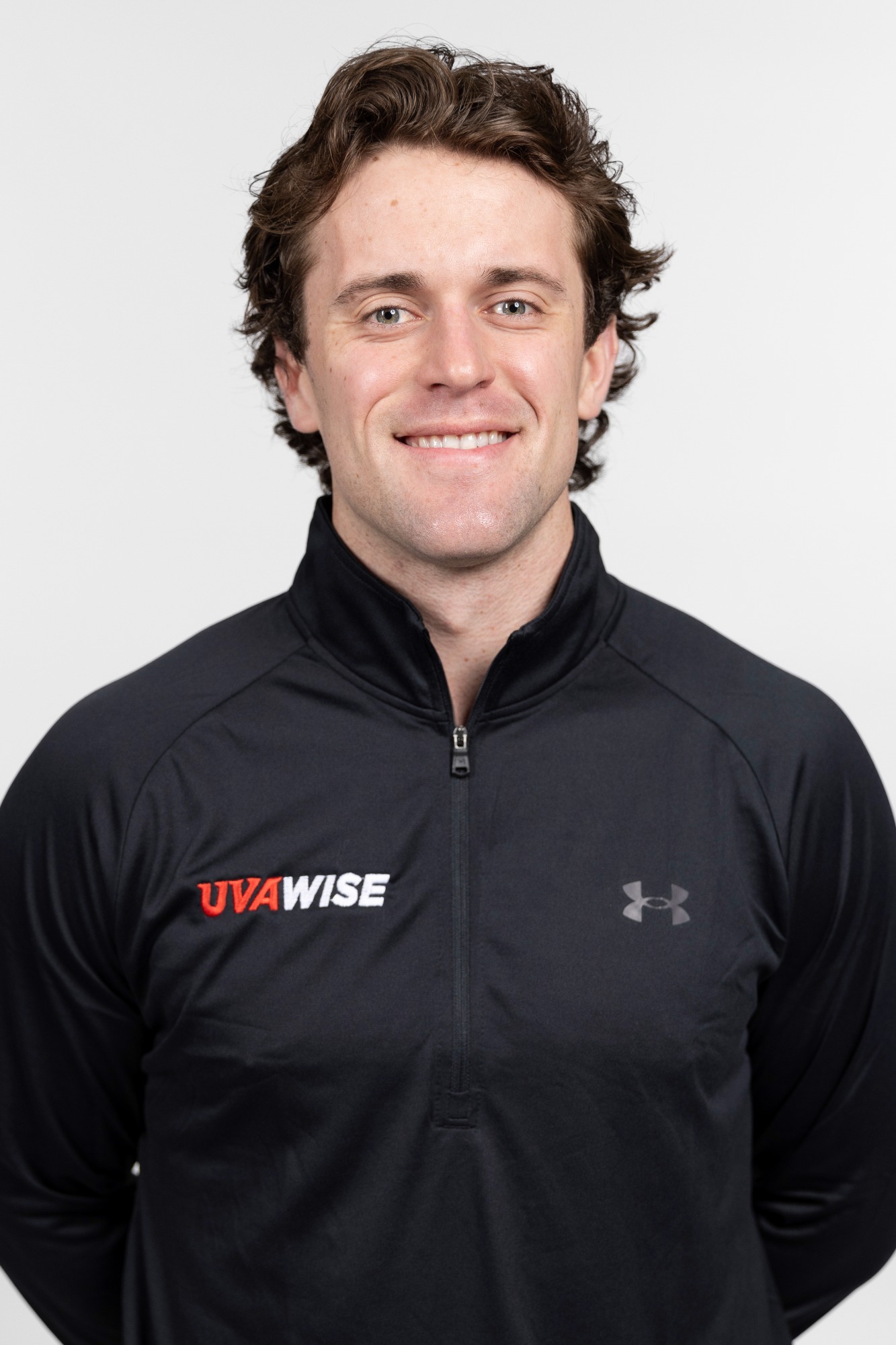 Jackson McFarlane - Quarterbacks/Academic Coordinator/Special Teams ...