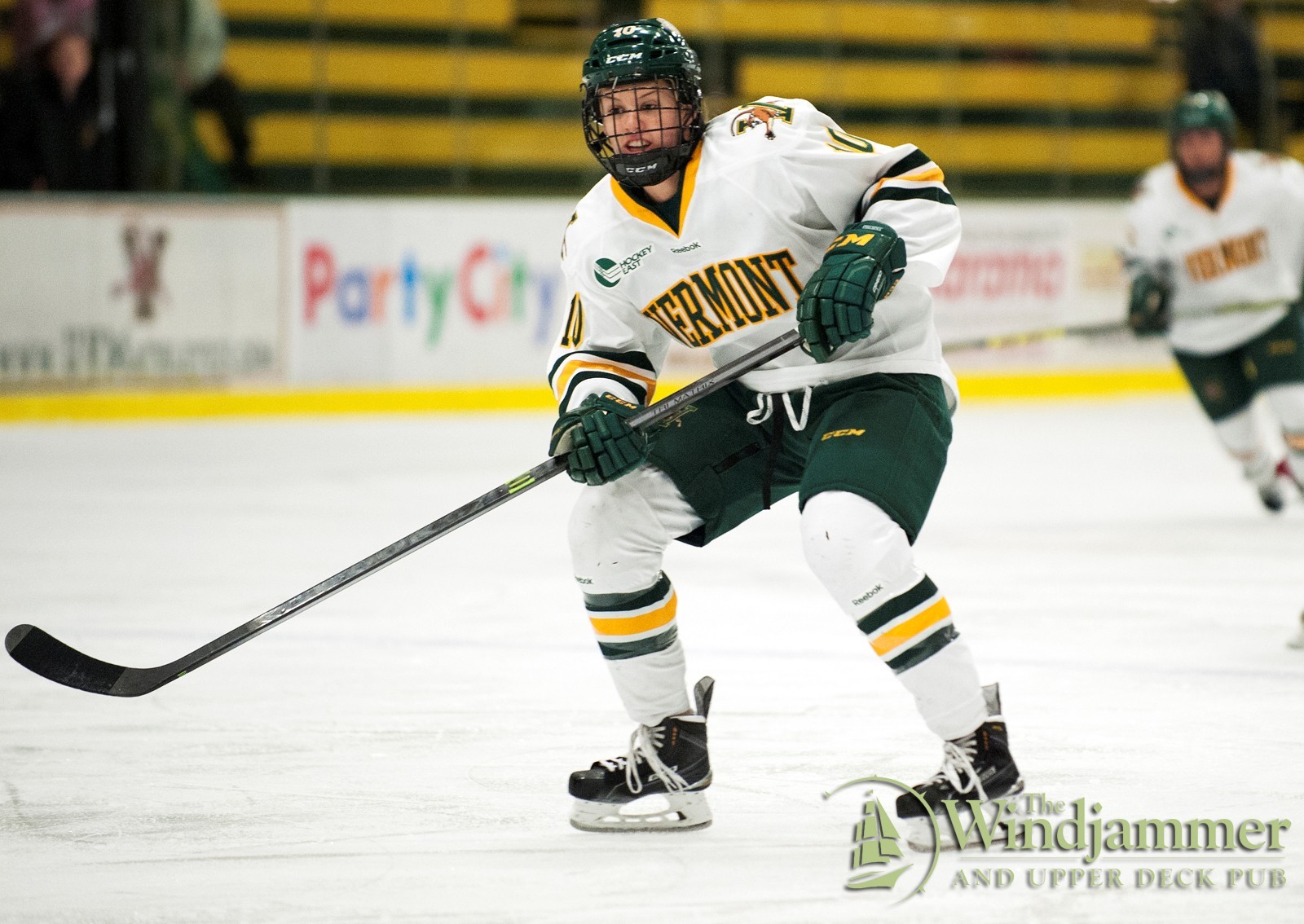 Mackenzie MacNeil - Women's Ice Hockey - University of Vermont Athletics