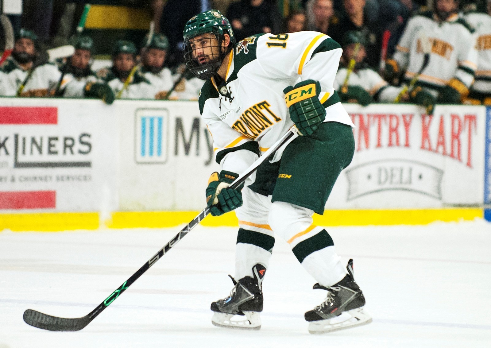 Alexx Privitera - Men's Ice Hockey - University of Vermont Athletics