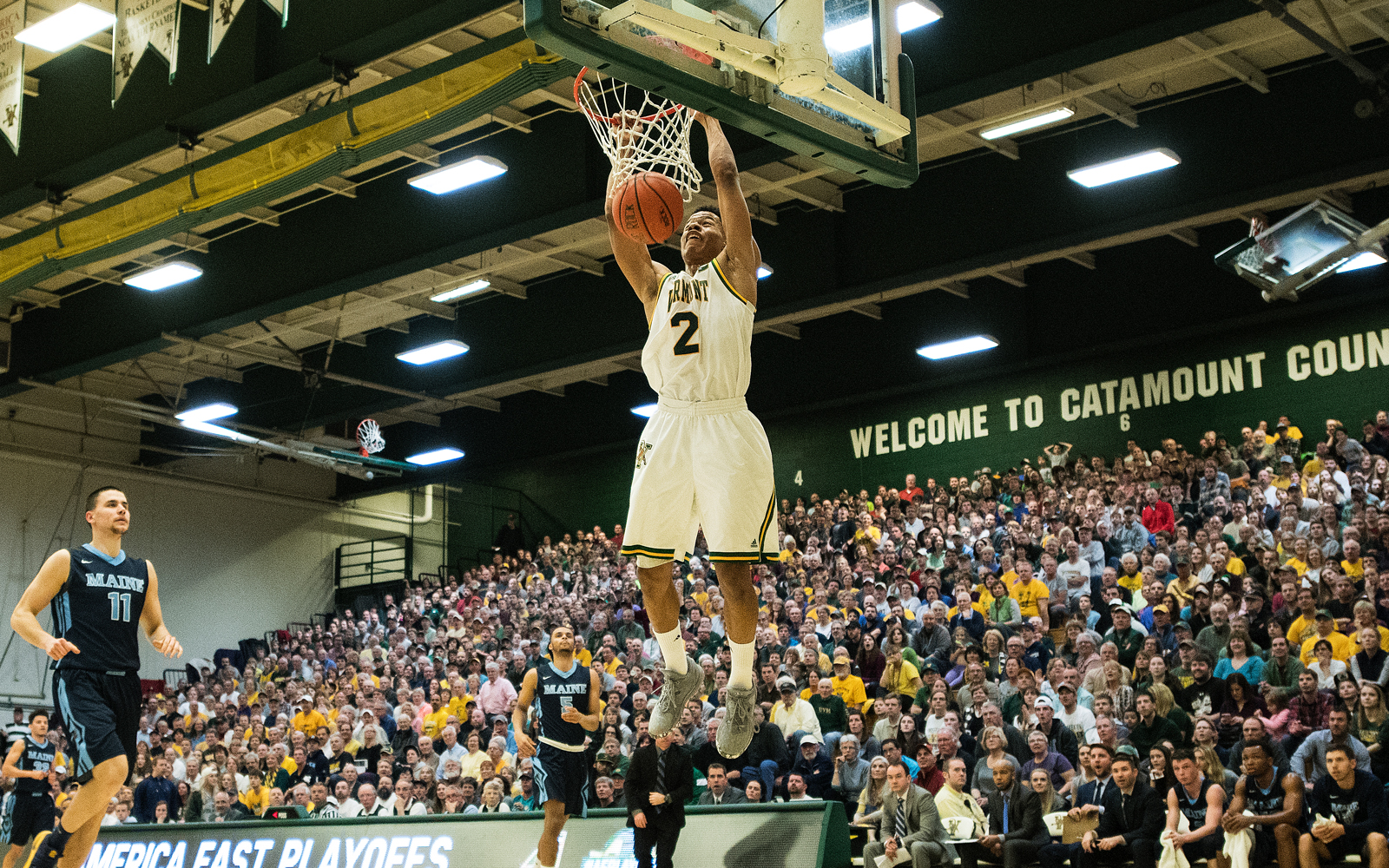 Trae Bell-Haynes - Men's Basketball - University of Vermont Athletics