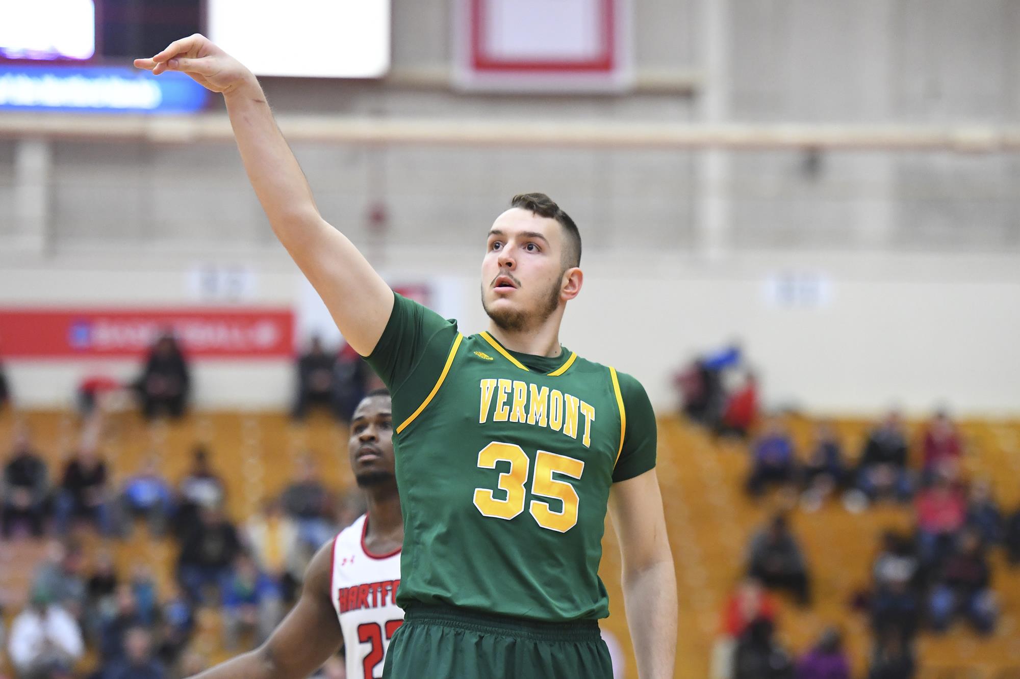 Ryan Davis - Men's Basketball - University of Vermont Athletics
