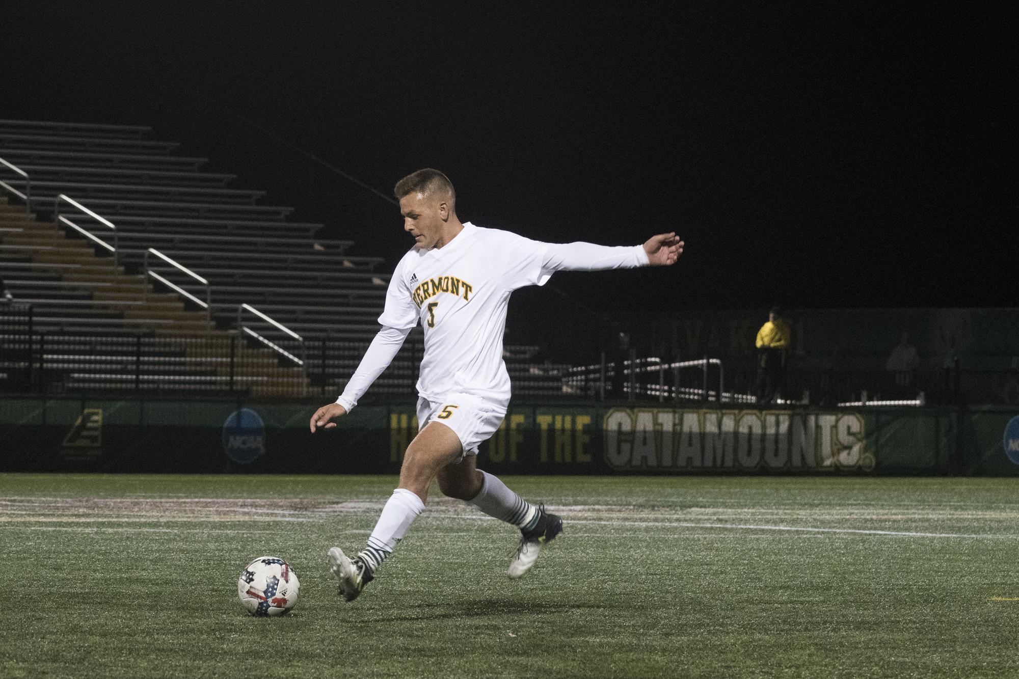Lucas Shaw - Men's Soccer - University of Vermont Athletics