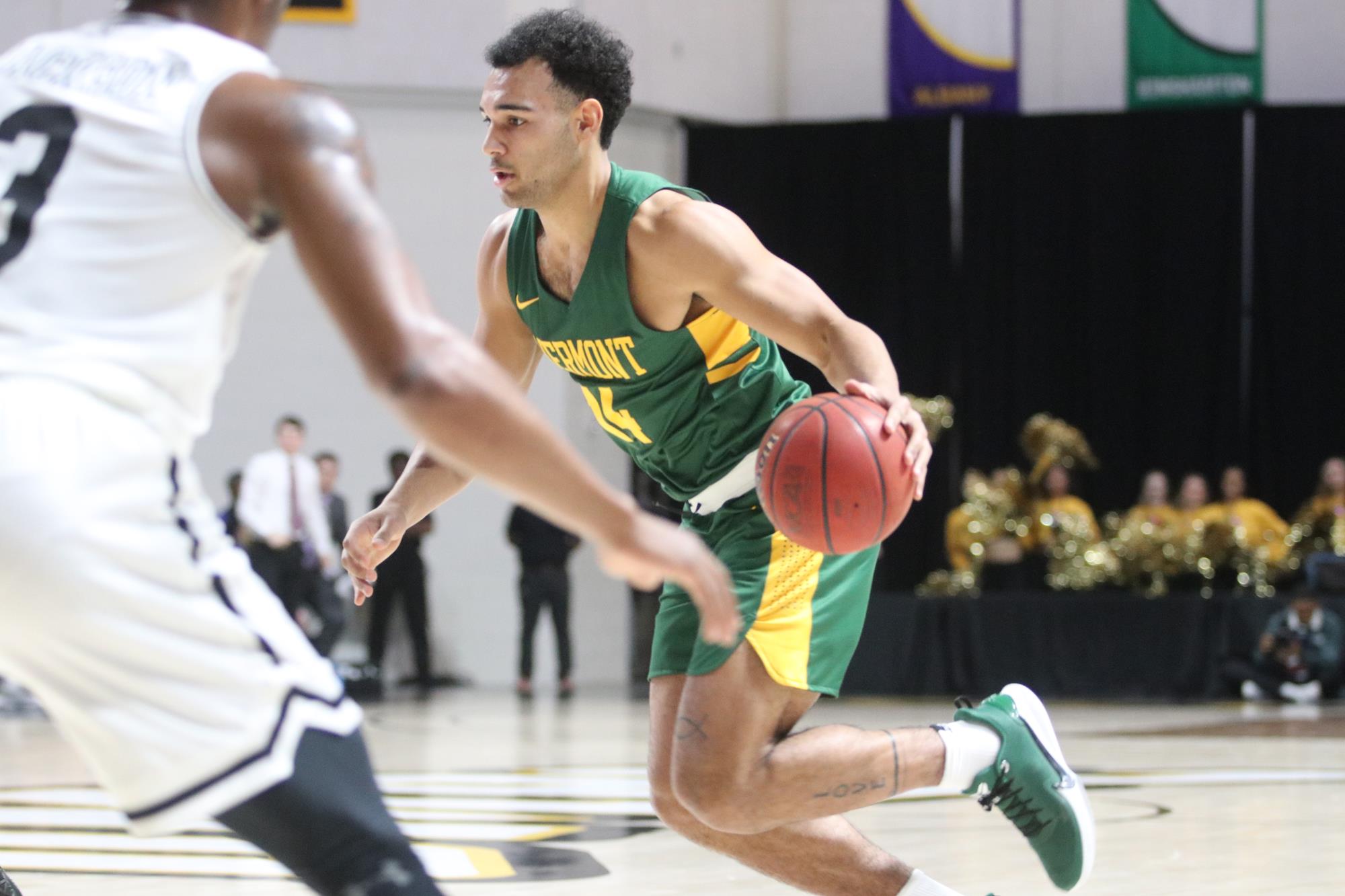 Isaiah Powell - Men's Basketball - University of Vermont Athletics