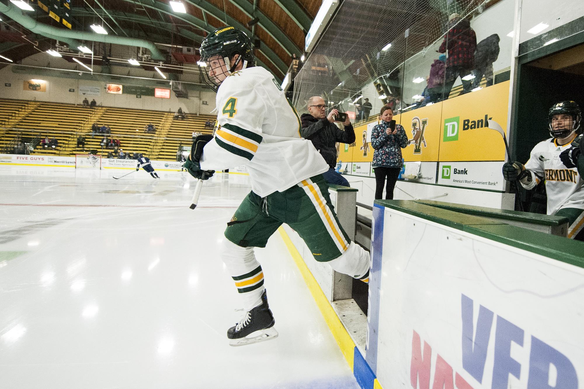 Owen Grant - Men's Ice Hockey - University of Vermont Athletics
