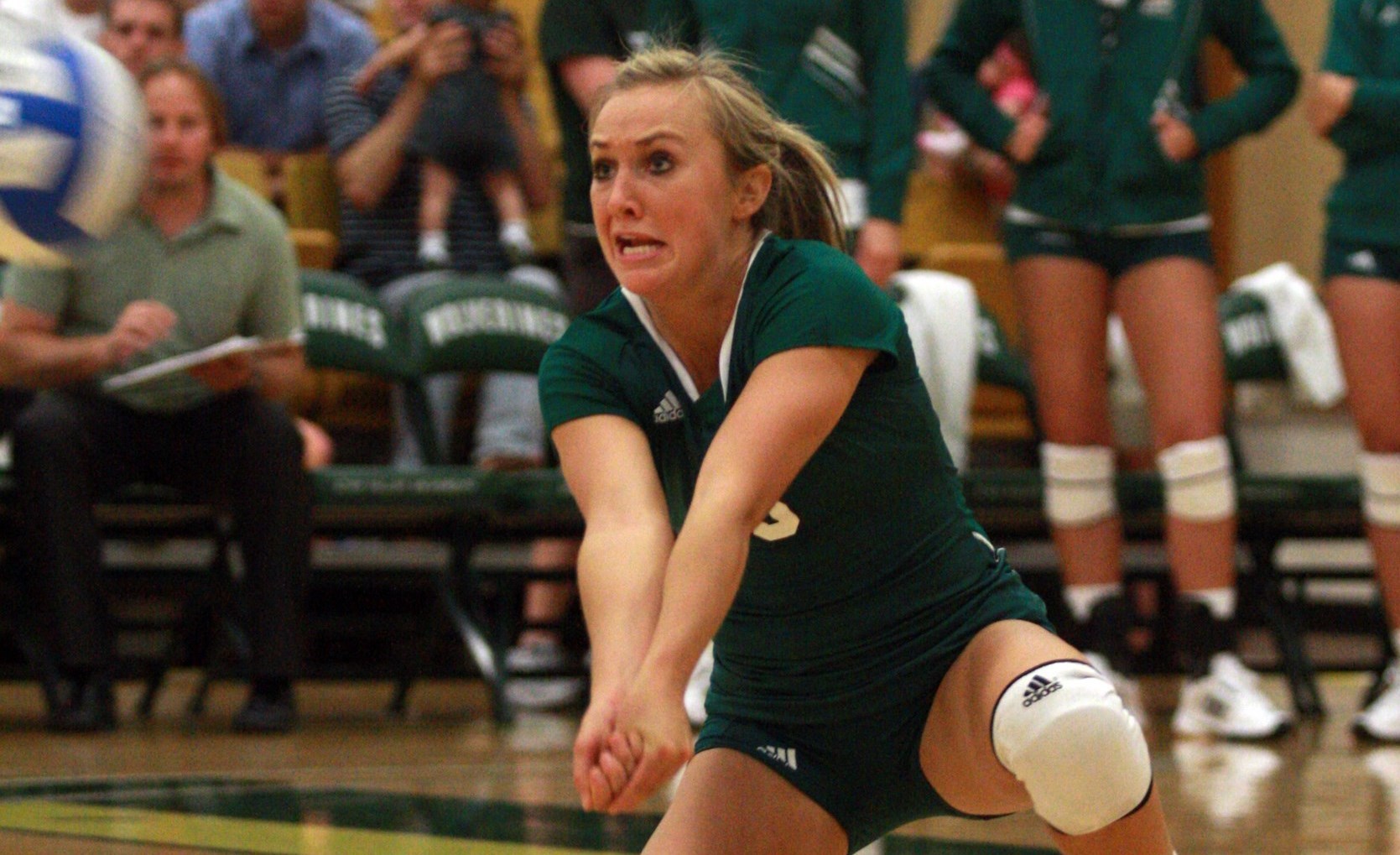Allyce Jones - 2009 - Women's Volleyball - Utah Valley University Athletics