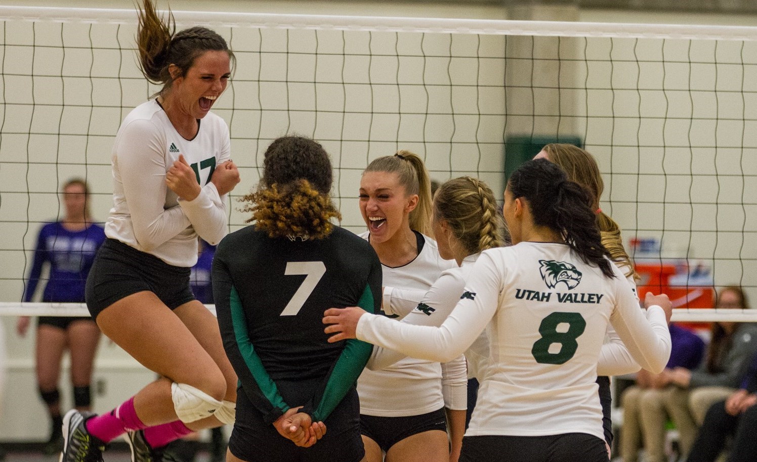 Lexi Thompson - 2017 - Women's Volleyball - Utah Valley University ...