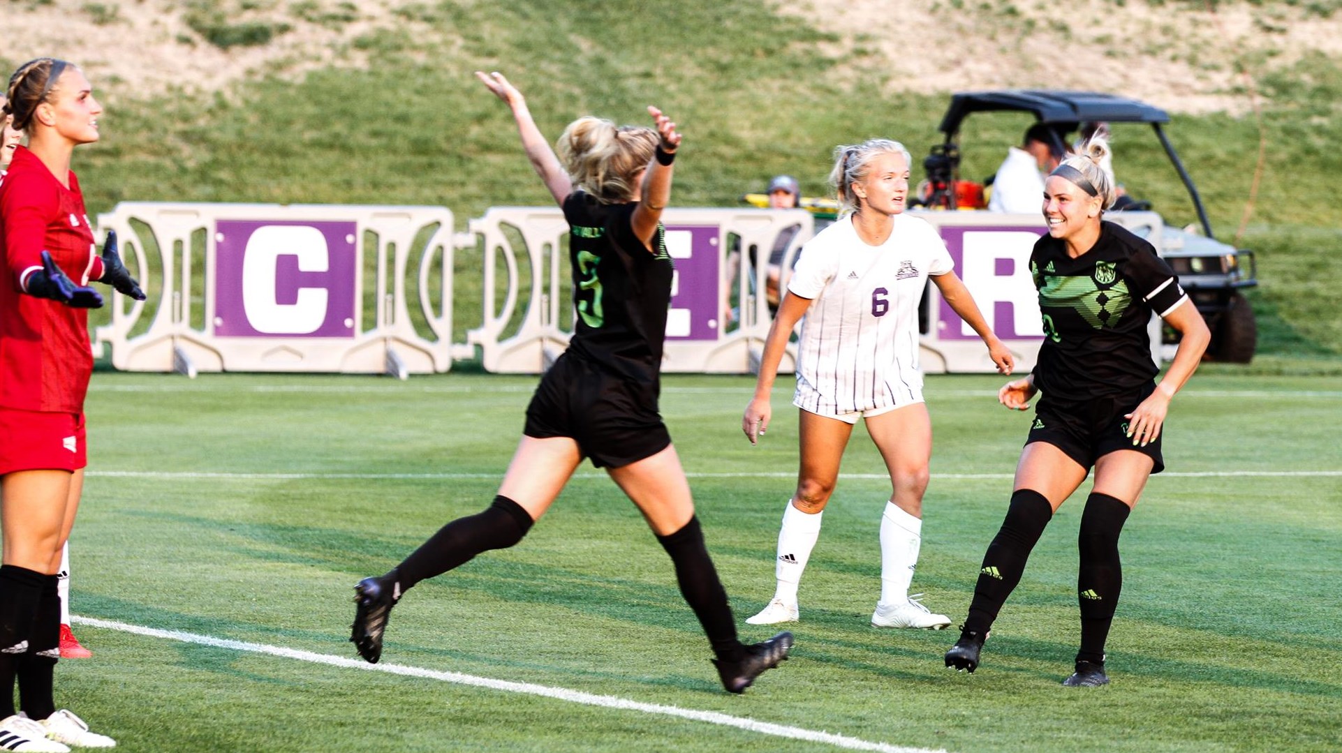 Amber Tripp - 2021 - Women's Soccer - Utah Valley University Athletics