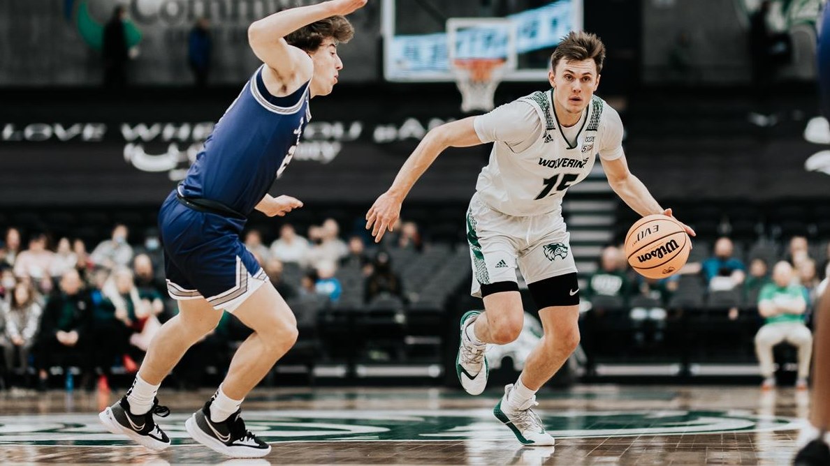Connor Harding - 2021-22 - Men's Basketball - Utah Valley University ...