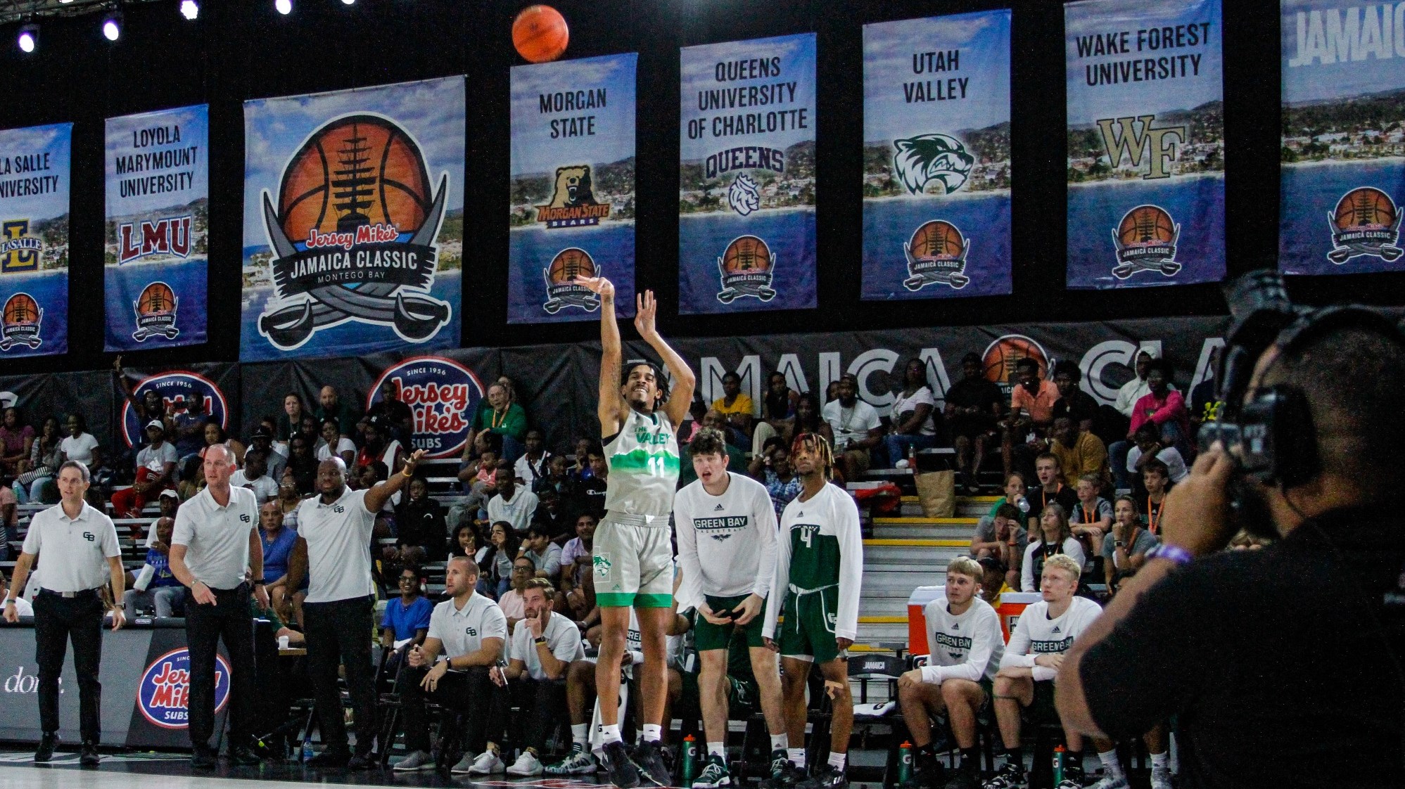 Tahj Small - 2022-23 - Men's Basketball - Utah Valley University Athletics