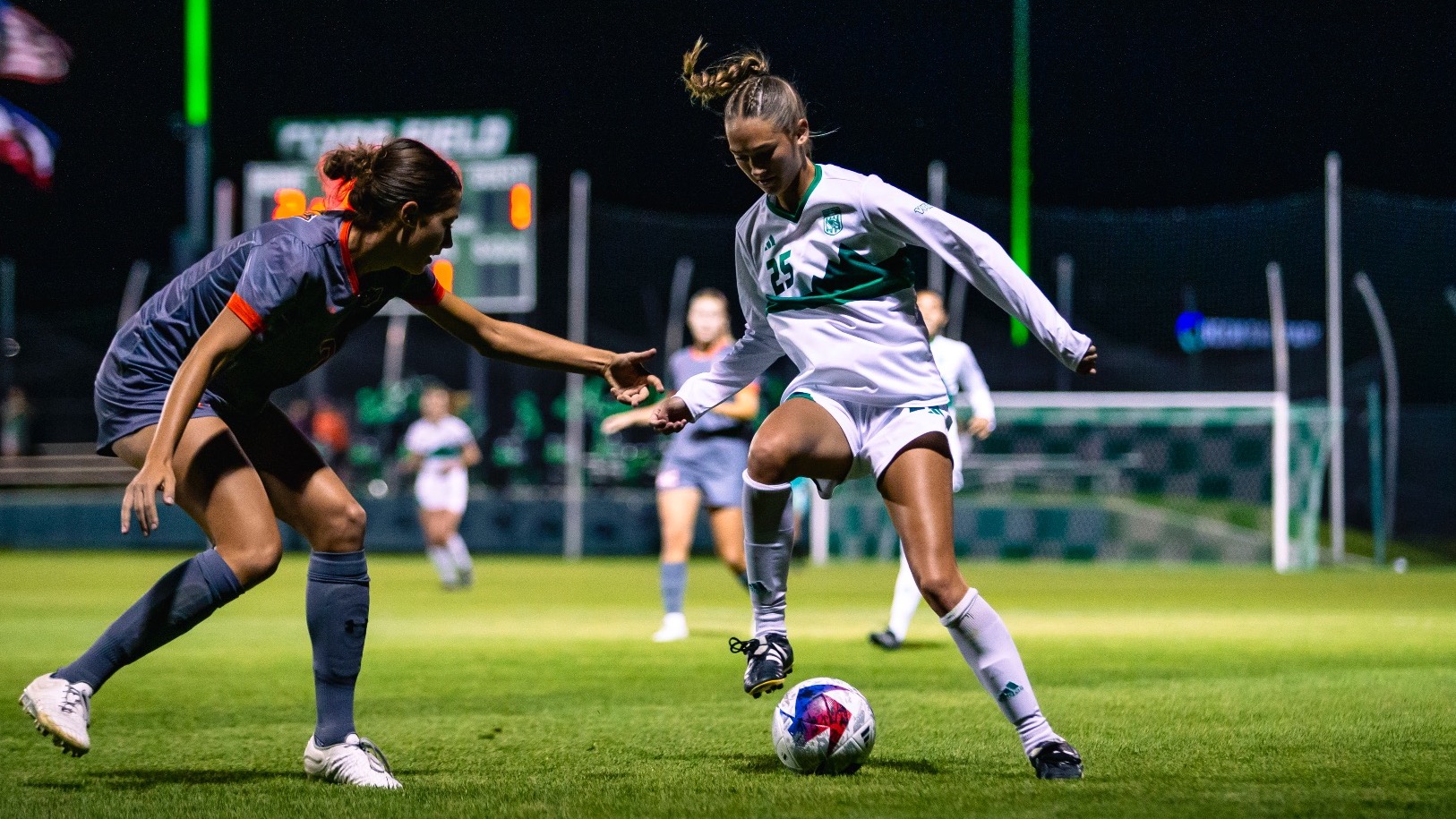 Utah Valley extends unbeaten streak to seven games with 4-1 win over ...