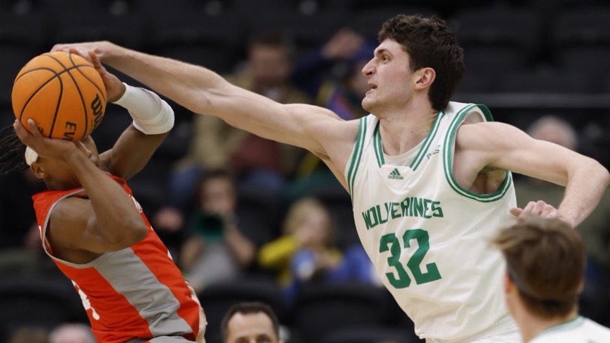 Trevin Dorius - 2023-24 - Men's Basketball - Utah Valley University ...