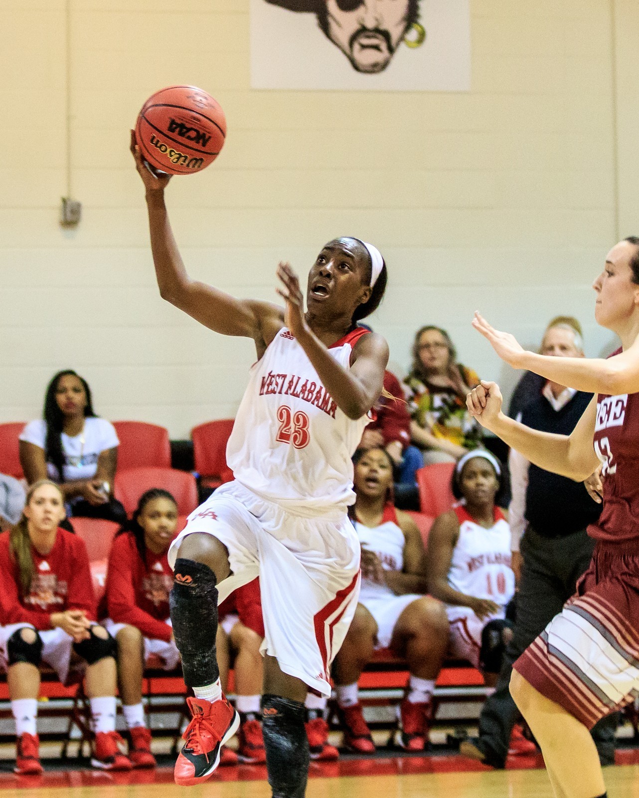 Britney McCloud - Women's Basketball - University of West Alabama Athletics