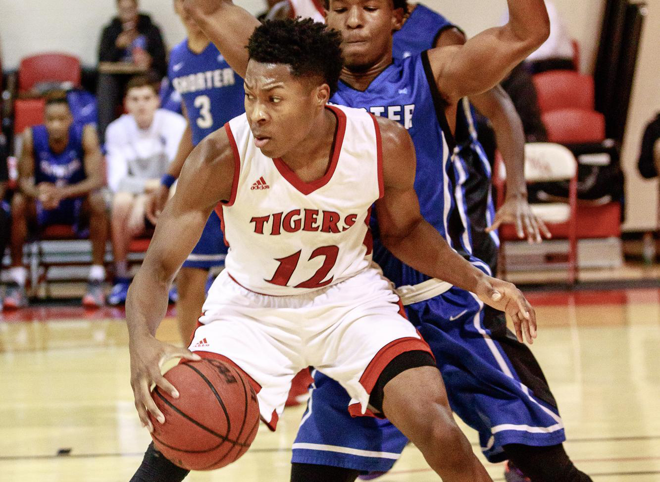 Gavin Robinson - Men's Basketball - University of West Alabama Athletics